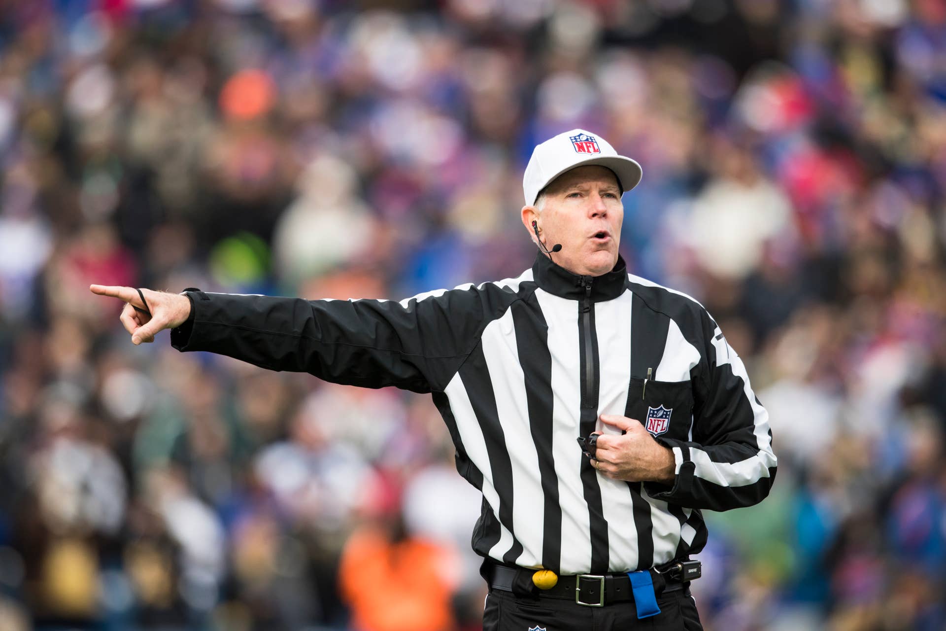 Former NFL Referee Demands League 'Ban' Controversial Play - The Spun