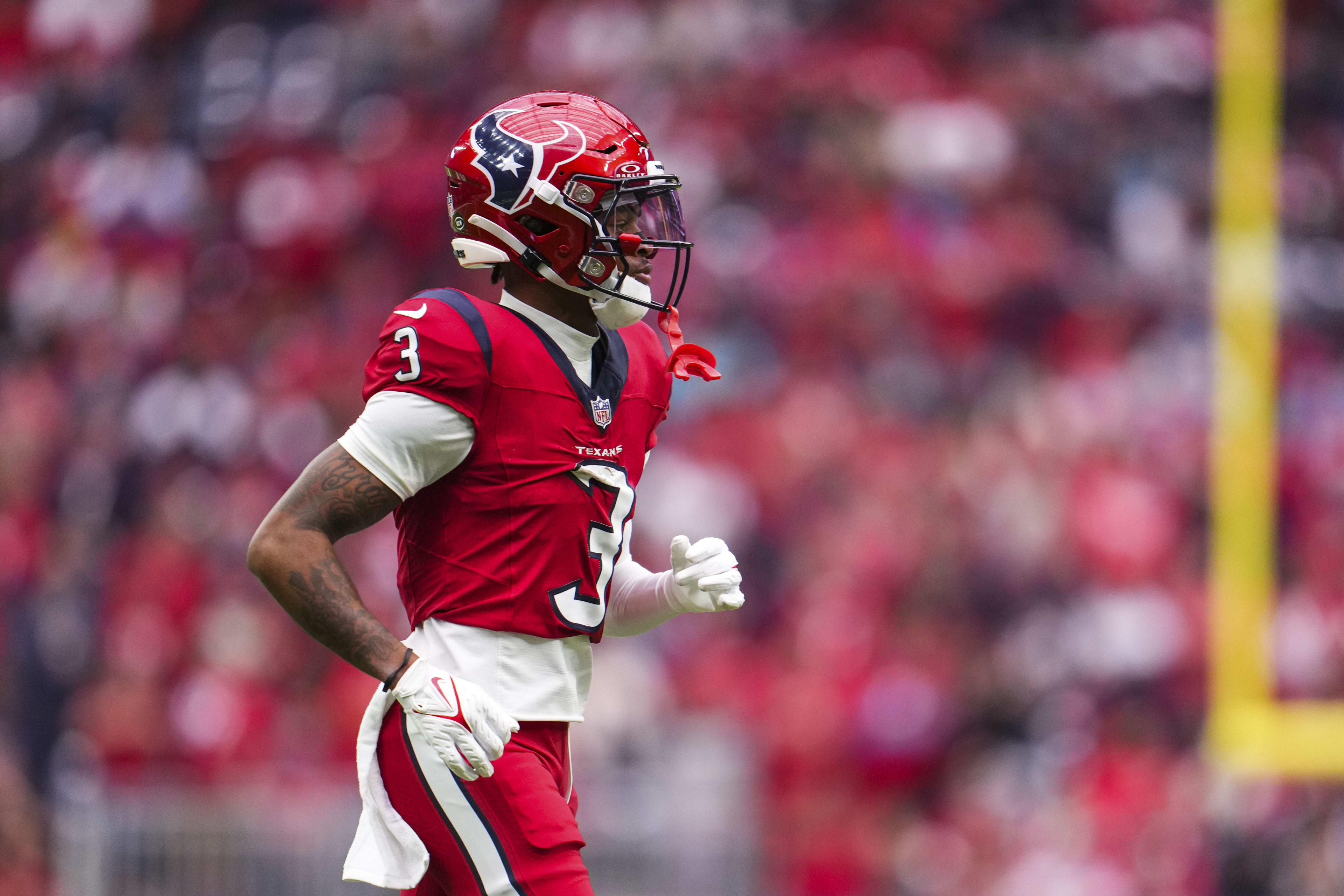 Texans Had 3-Word Message For Tank Dell After Horrifying Injury - The Spun