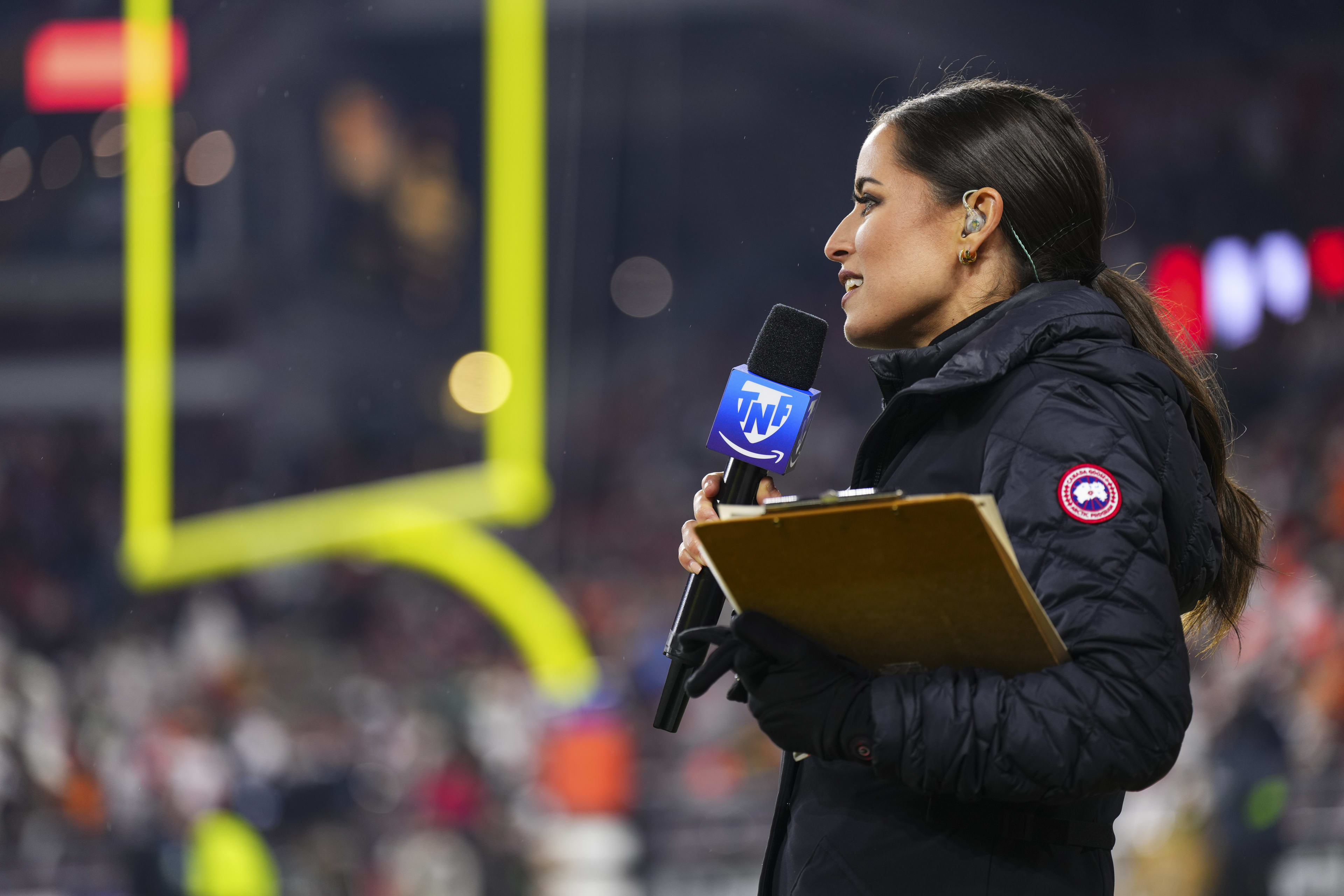 NBC Sideline Reporter Kaylee Hartung Turns Heads With Boat Photo - The Spun