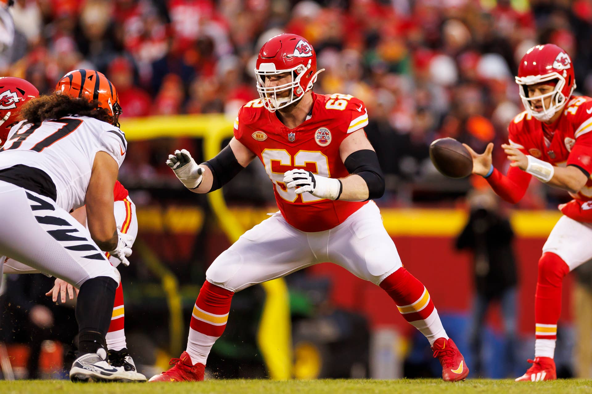 Chiefs Player Has Telling 2-Word Reaction To Team's Surprising Trade ...