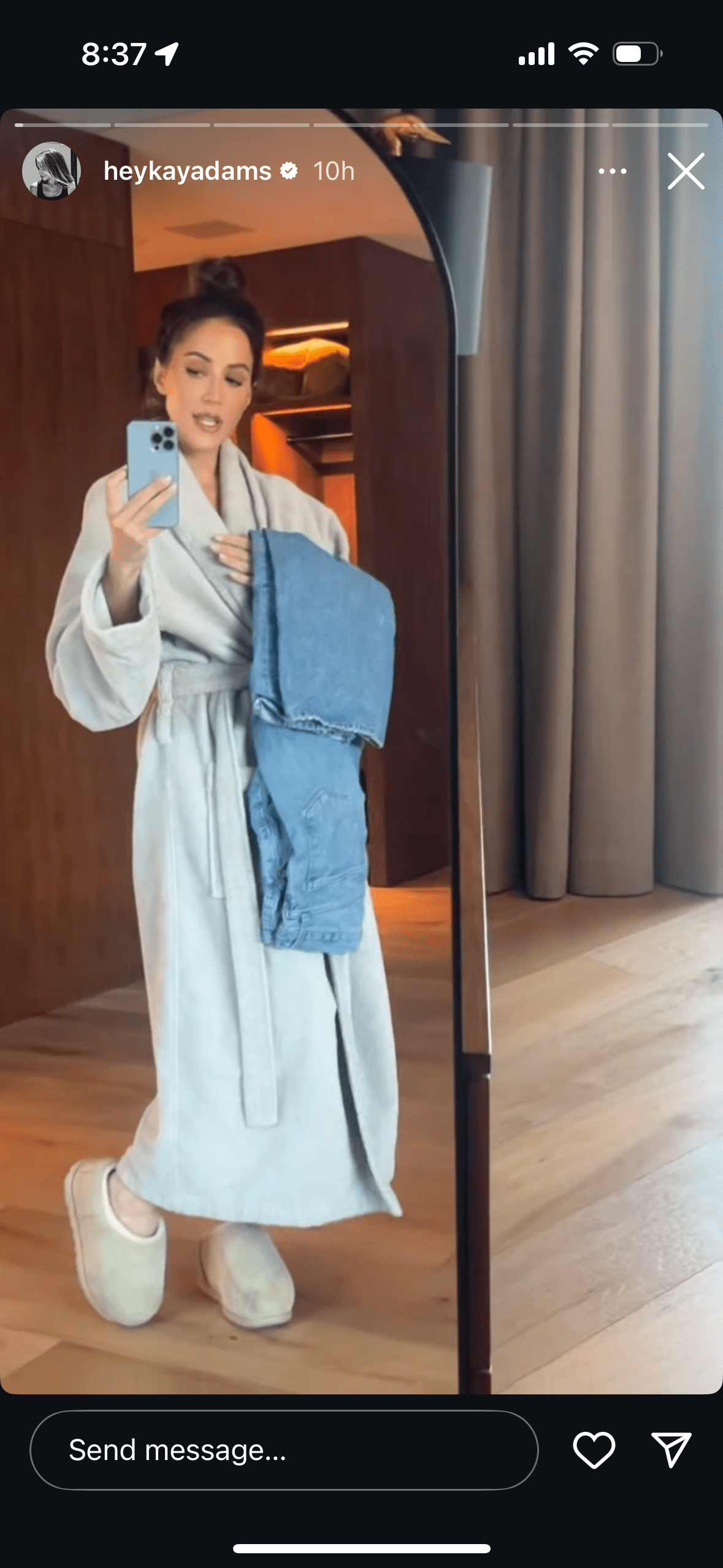 NFL Host Kay Adams Turns Heads With Bathrobe Photo - The Spun