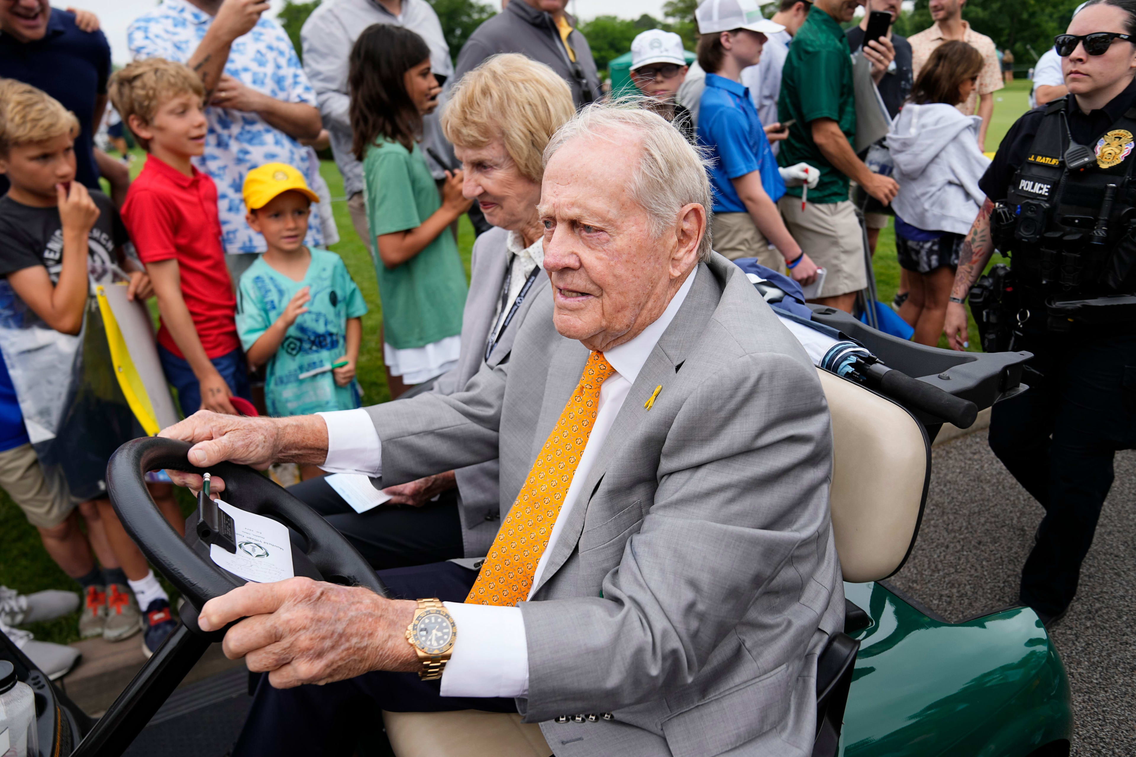 Jack Nicklaus' Longtime Wife Goes Viral At The Masters Thursday - The Spun