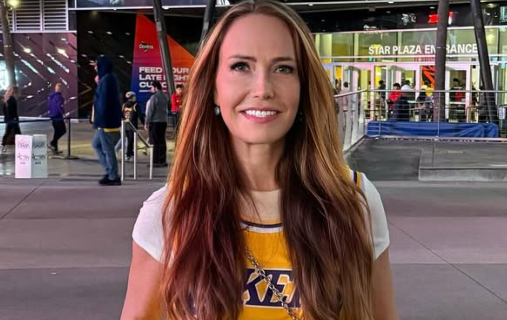 Luka Doncic's Mom Turning Heads During Lakers-Timberwolves Playoff ...