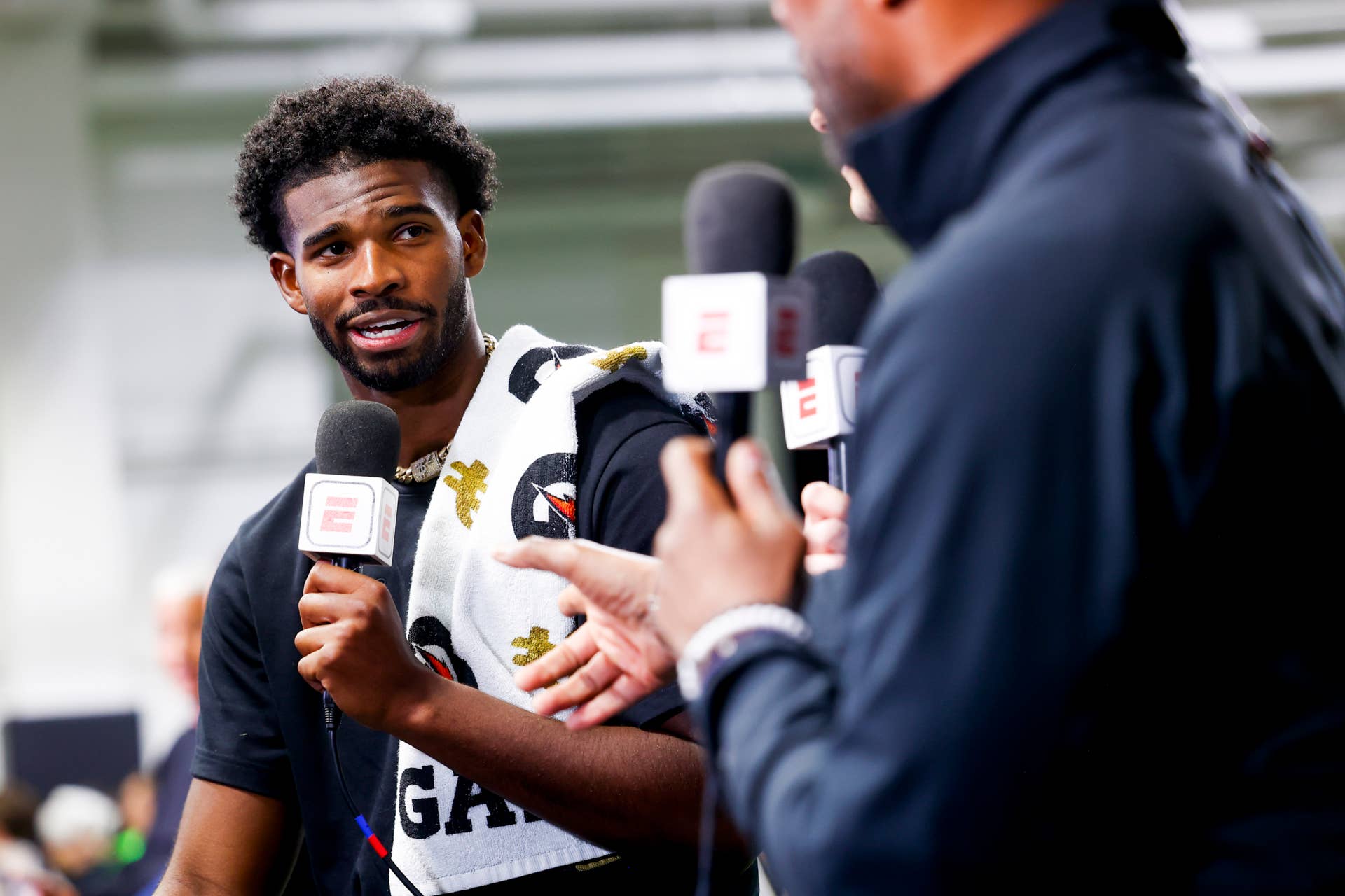 Everyone Has The Same Reaction To Shedeur Sanders' NFL Salary - The Spun