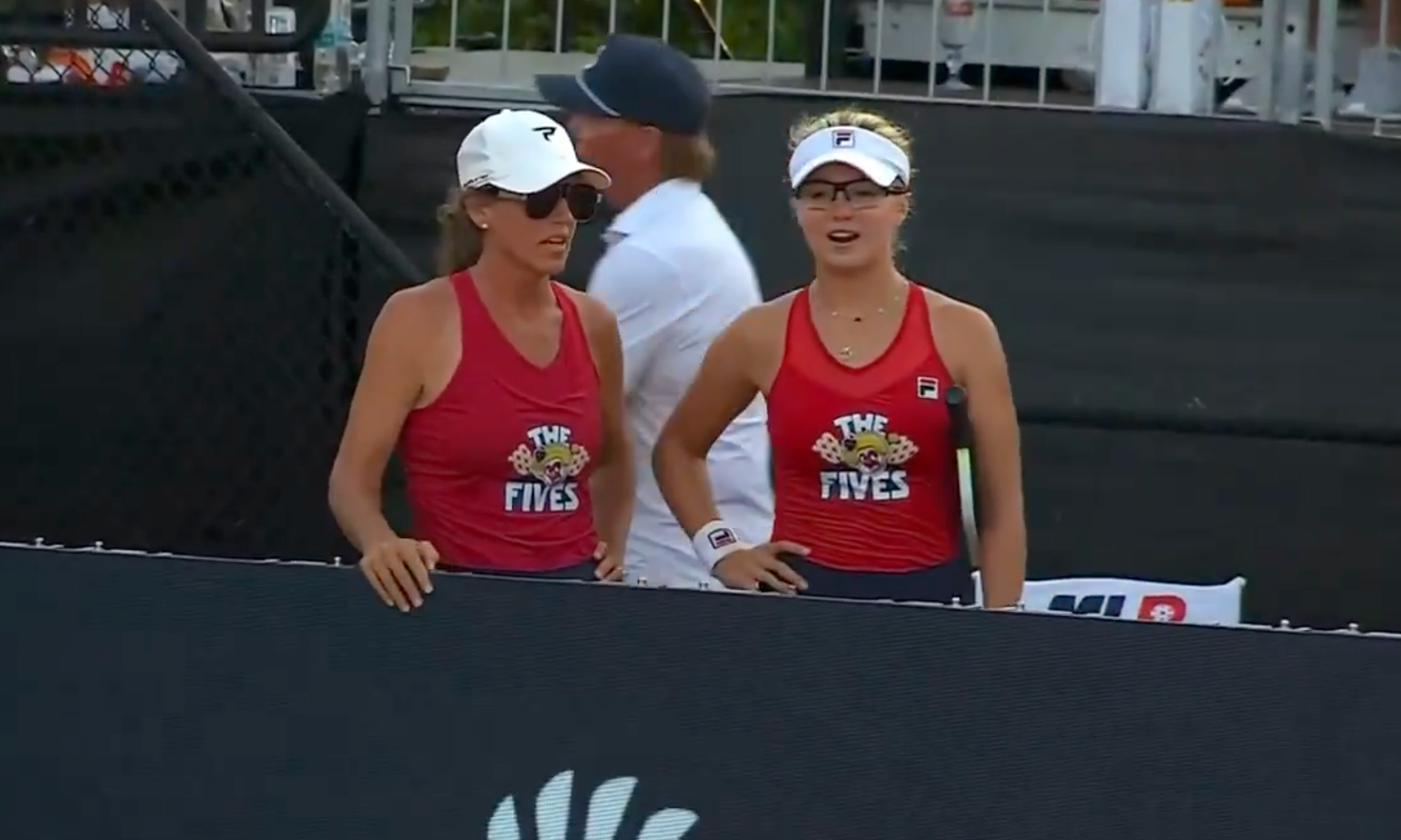 Video Of Wild Professional Pickleball Confrontation Goes Viral - The Spun