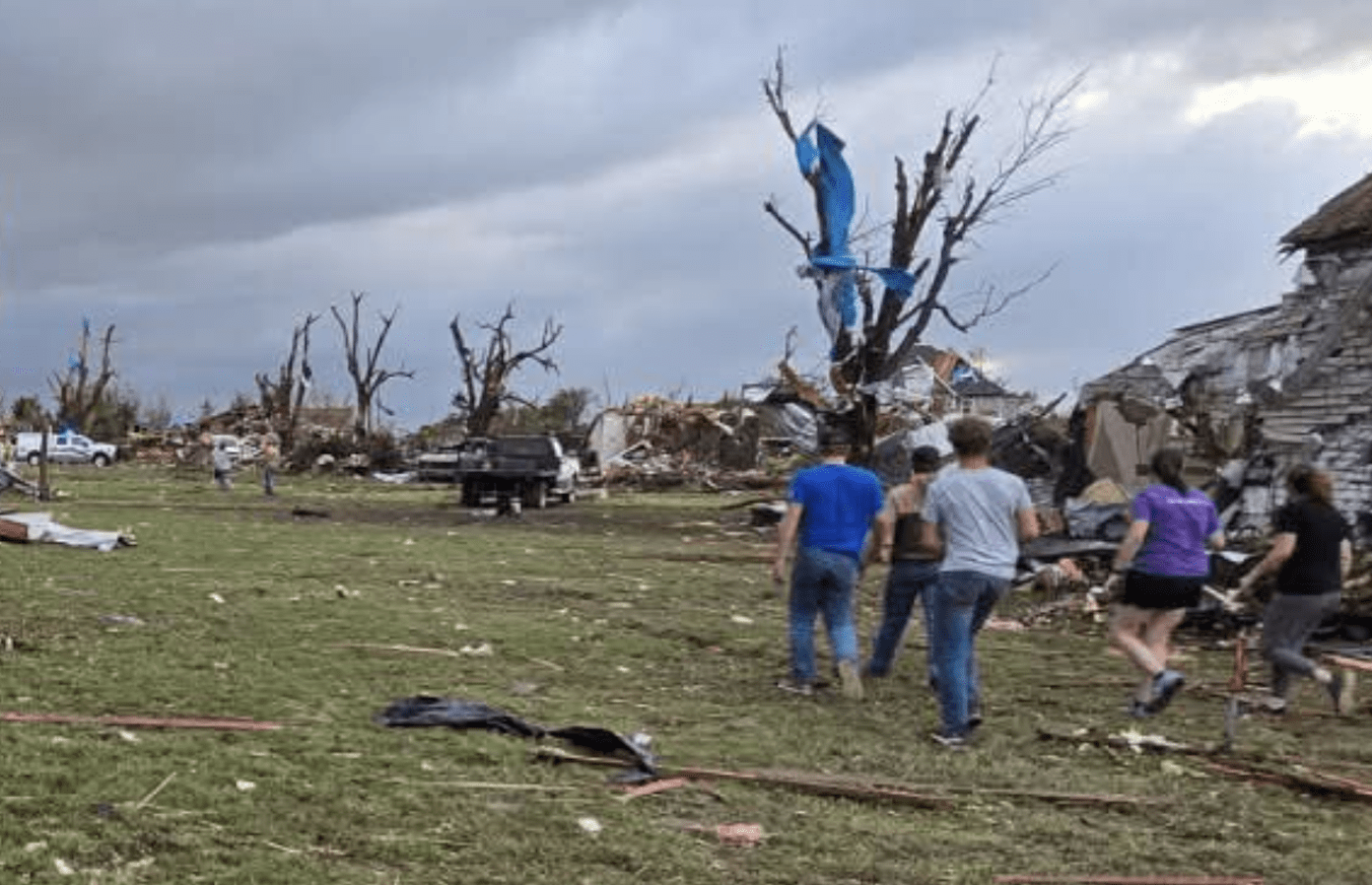 'Horrible' Photos Of Tornado Damage Go Viral Sunday Night - The Spun