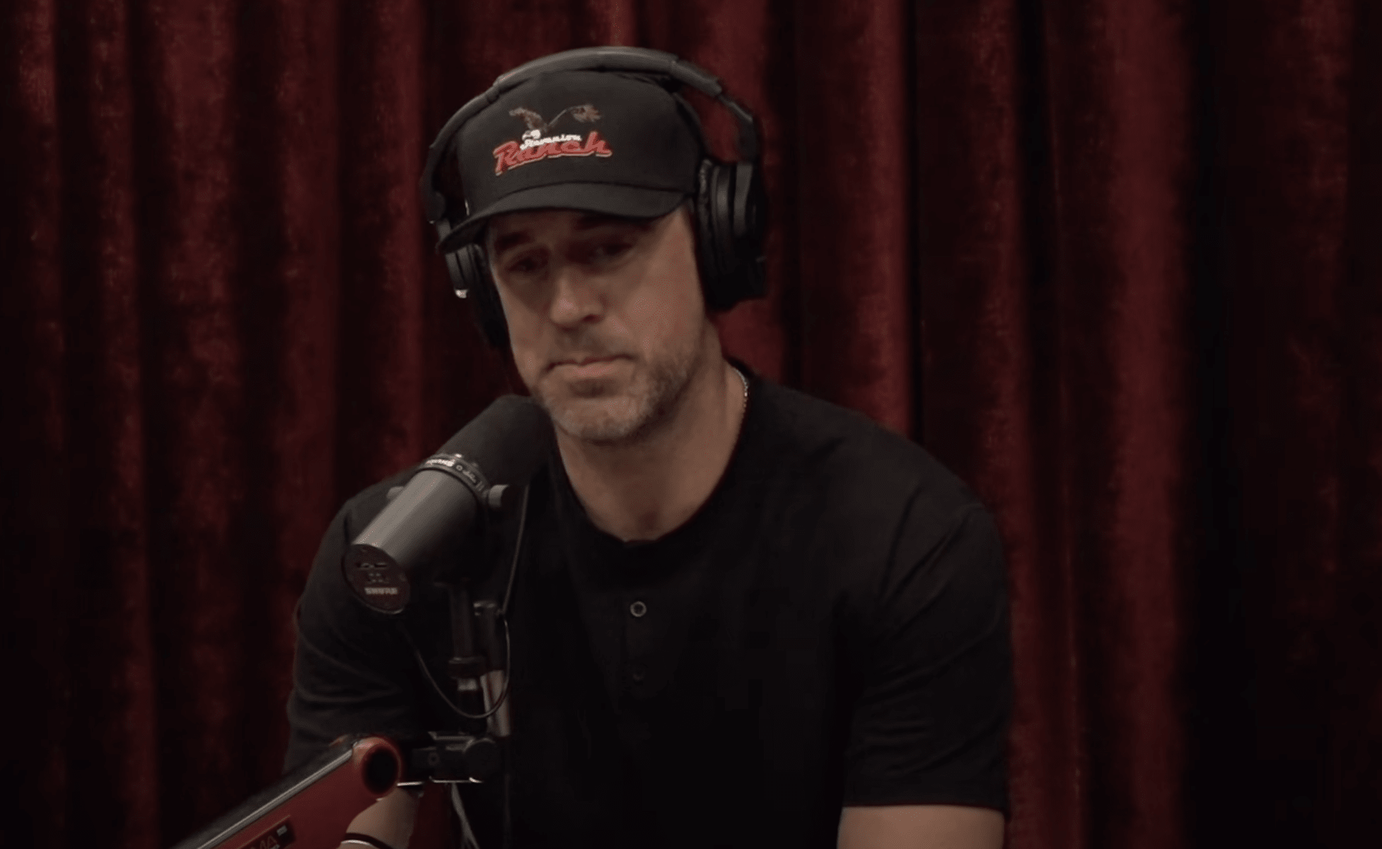 Aaron Rodgers Made Big Personal Announcement On Joe Rogan's Show - The Spun