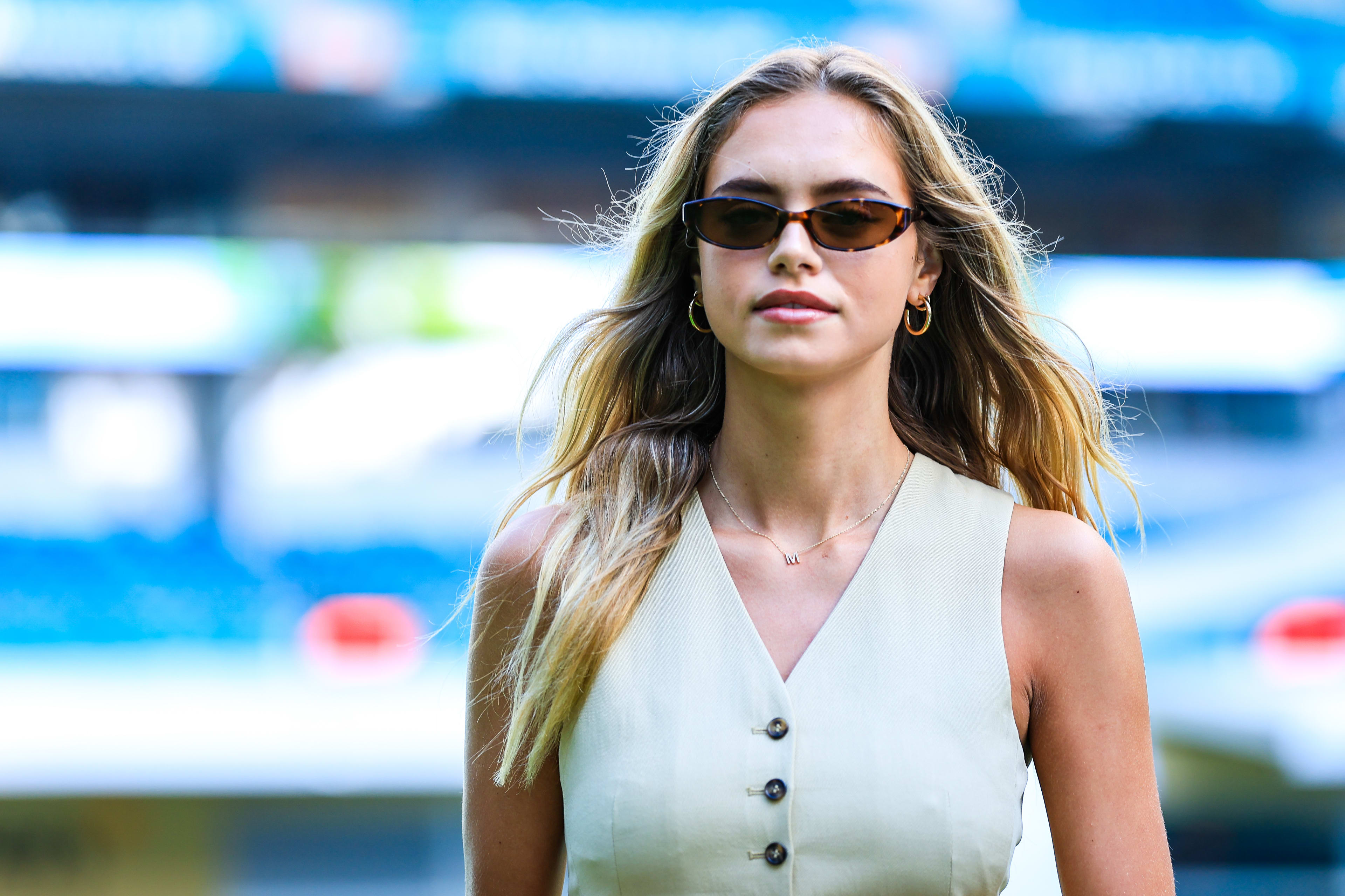 The 3 Best Swimsuit Photos Of Jannik Sinner's Rumored Girlfriend - The Spun