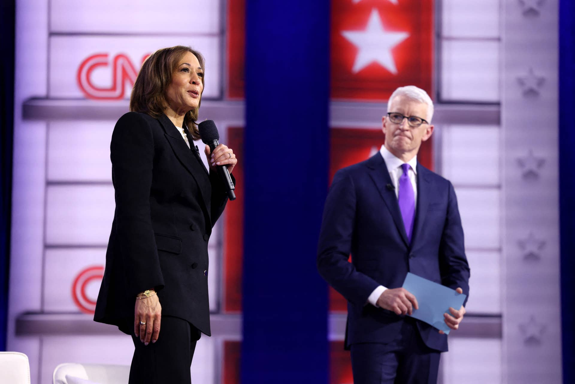 Kamala Harris Reportedly Makes Decision On The Oscars - The Spun