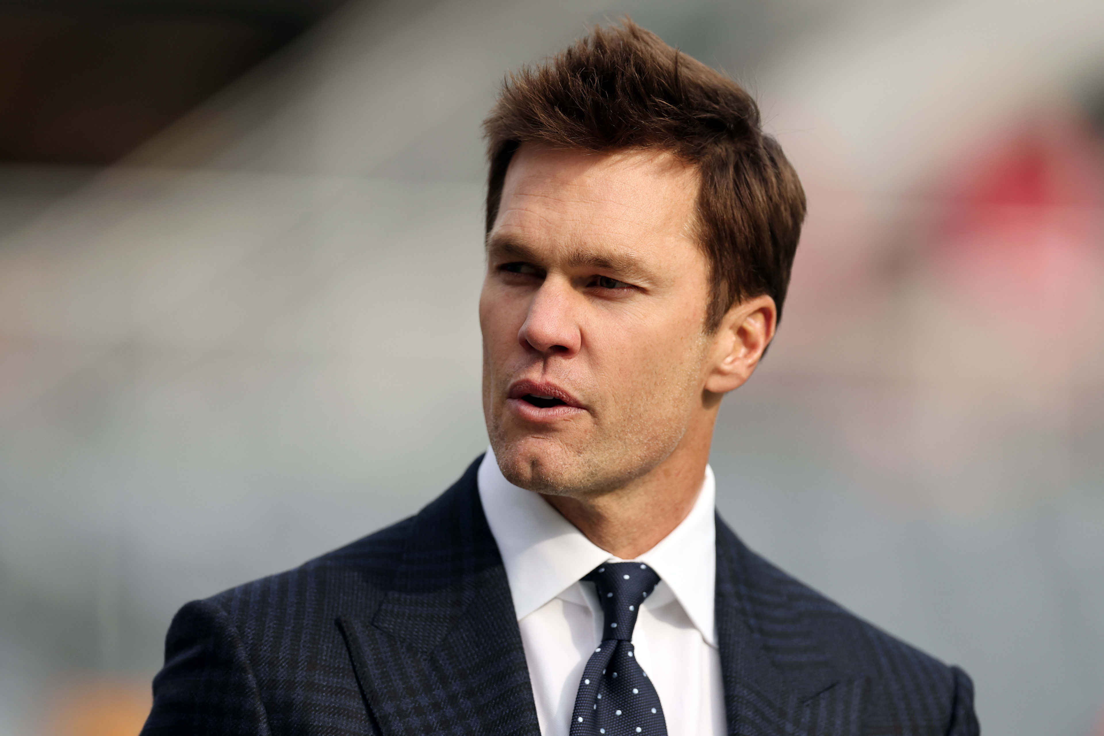 Tom Brady Reportedly Makes Decision On Jeff Bezos Wedding - The Spun