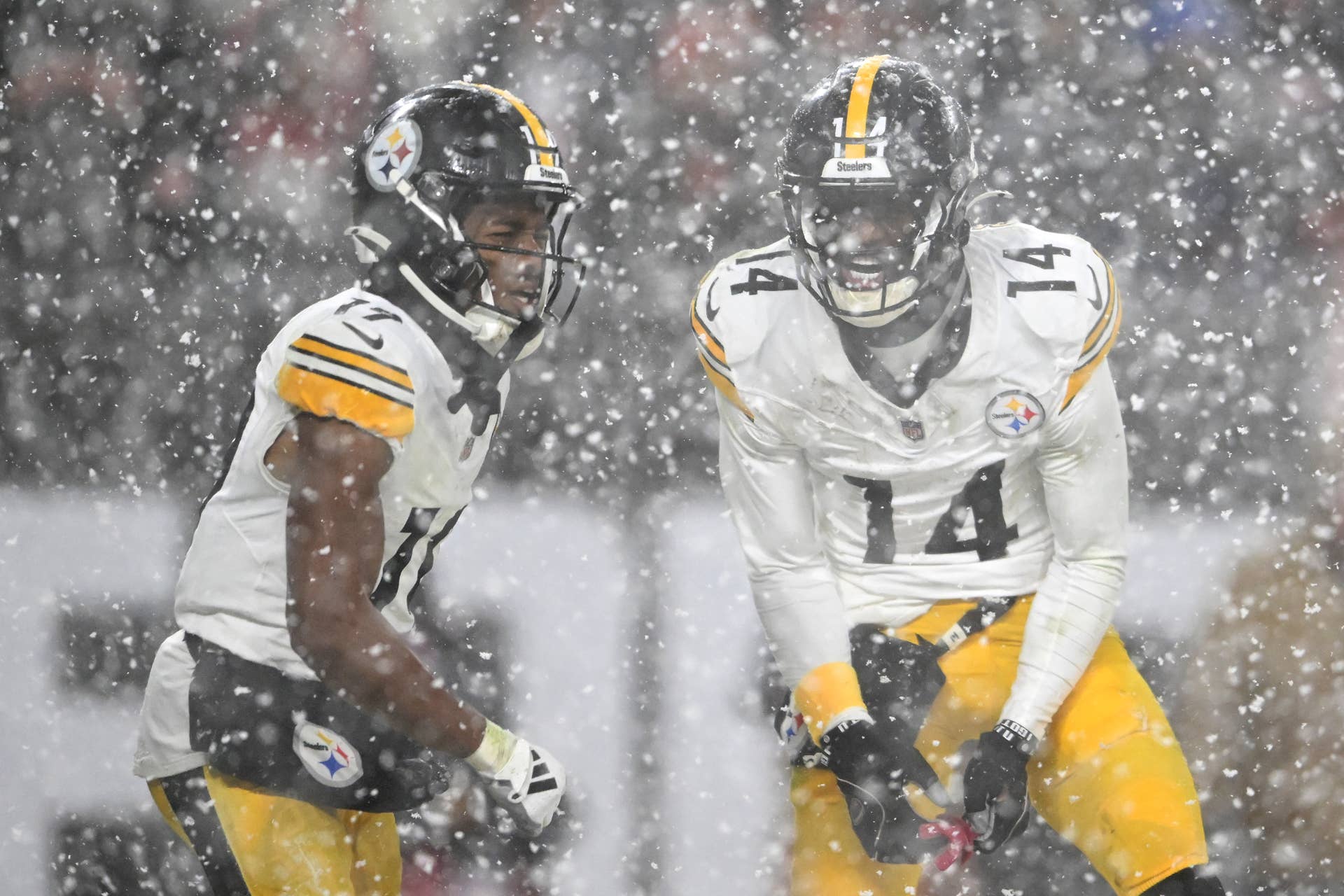 Browns Player Calls George Pickens 'Fake Tough Guy' After Upset Win ...