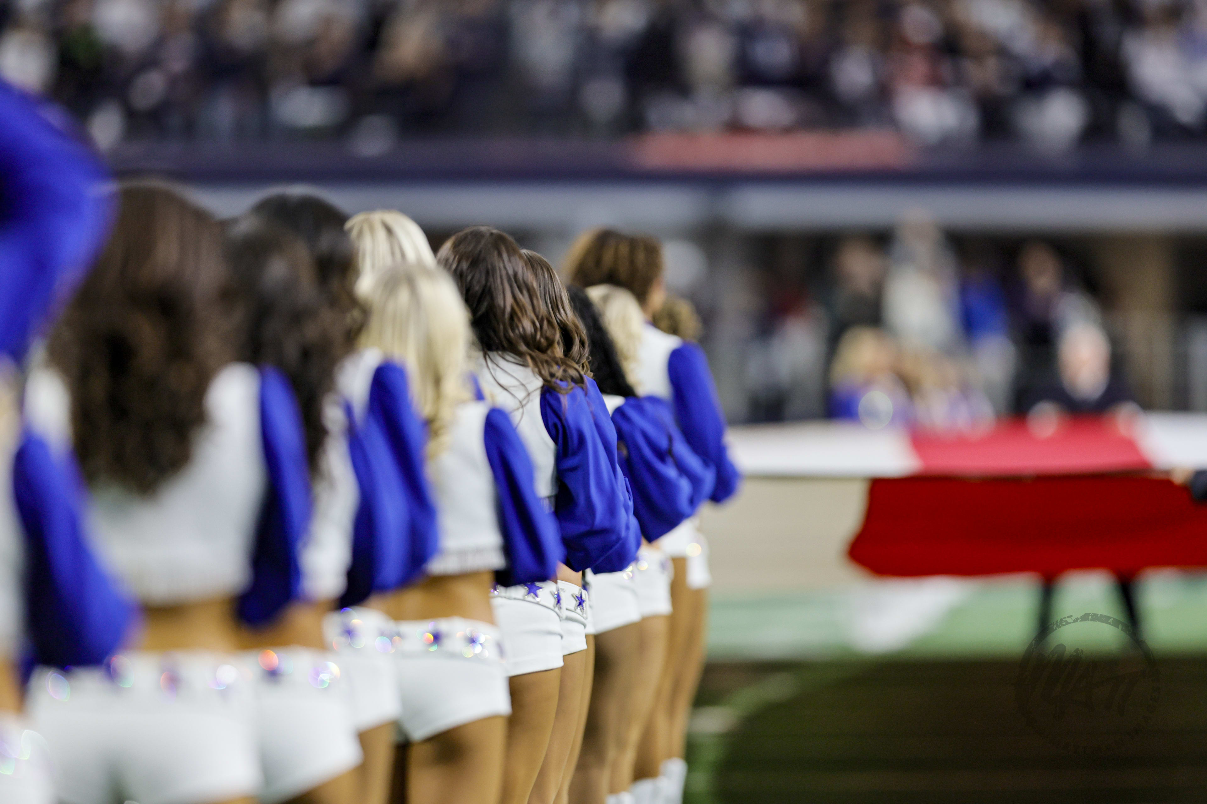 Dallas Cowboys Cheerleader Stuns Fans With Admission On TikTok - The Spun