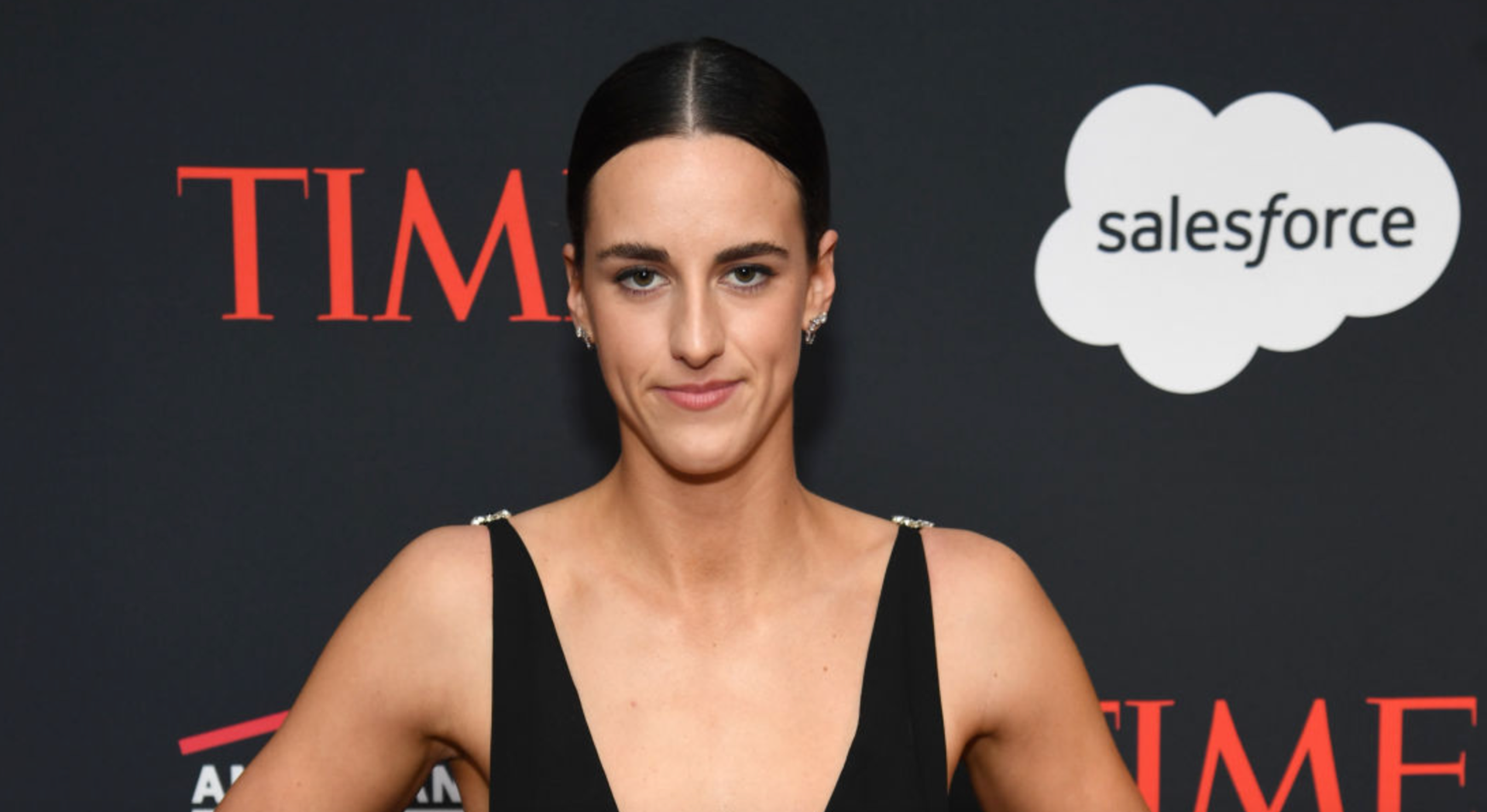 Caitlin Clark Getting Bullied On Social Media By Angry WNBA Fans - The Spun