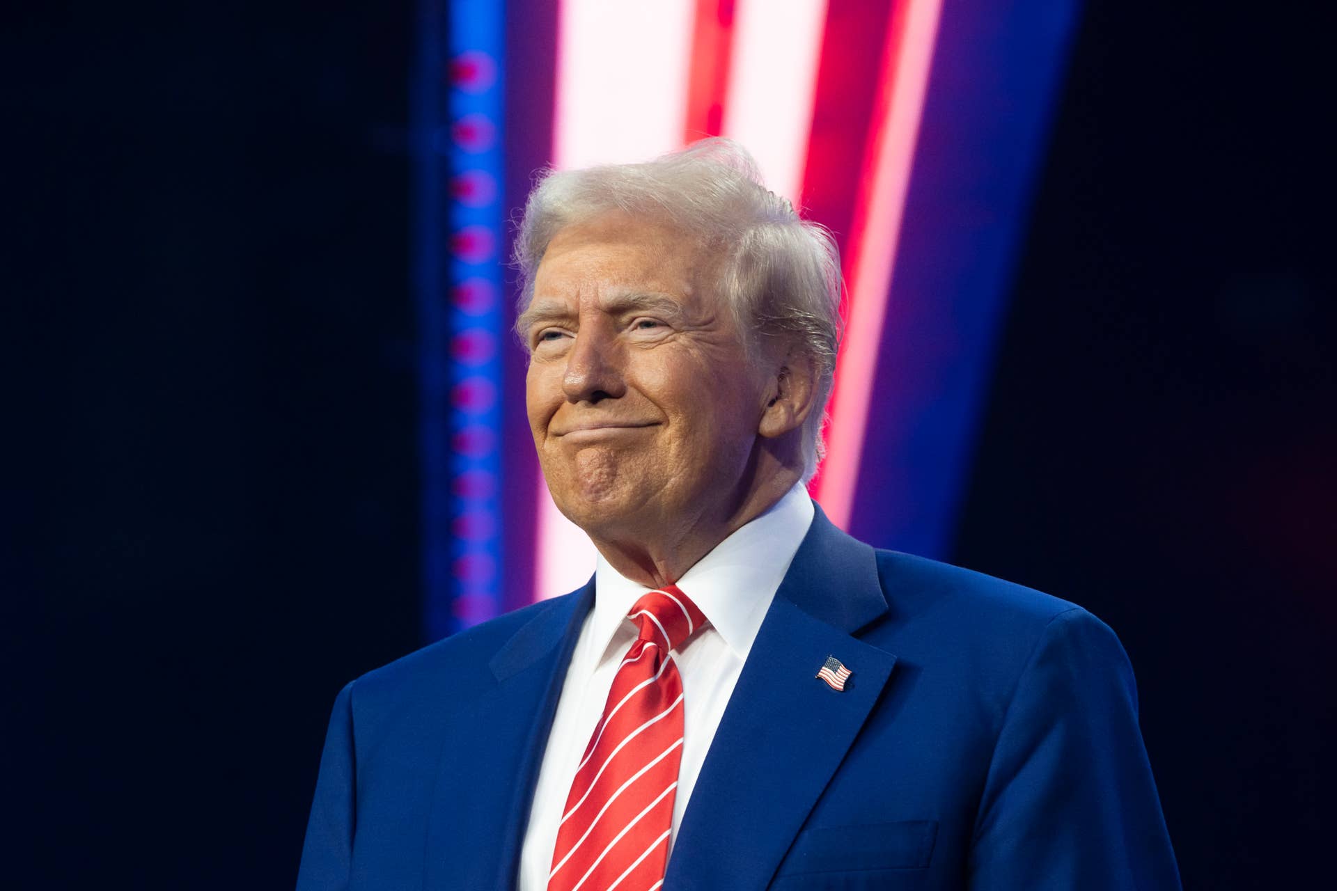 Washington Post Reporter Quits Job Over Donald Trump Support - The Spun
