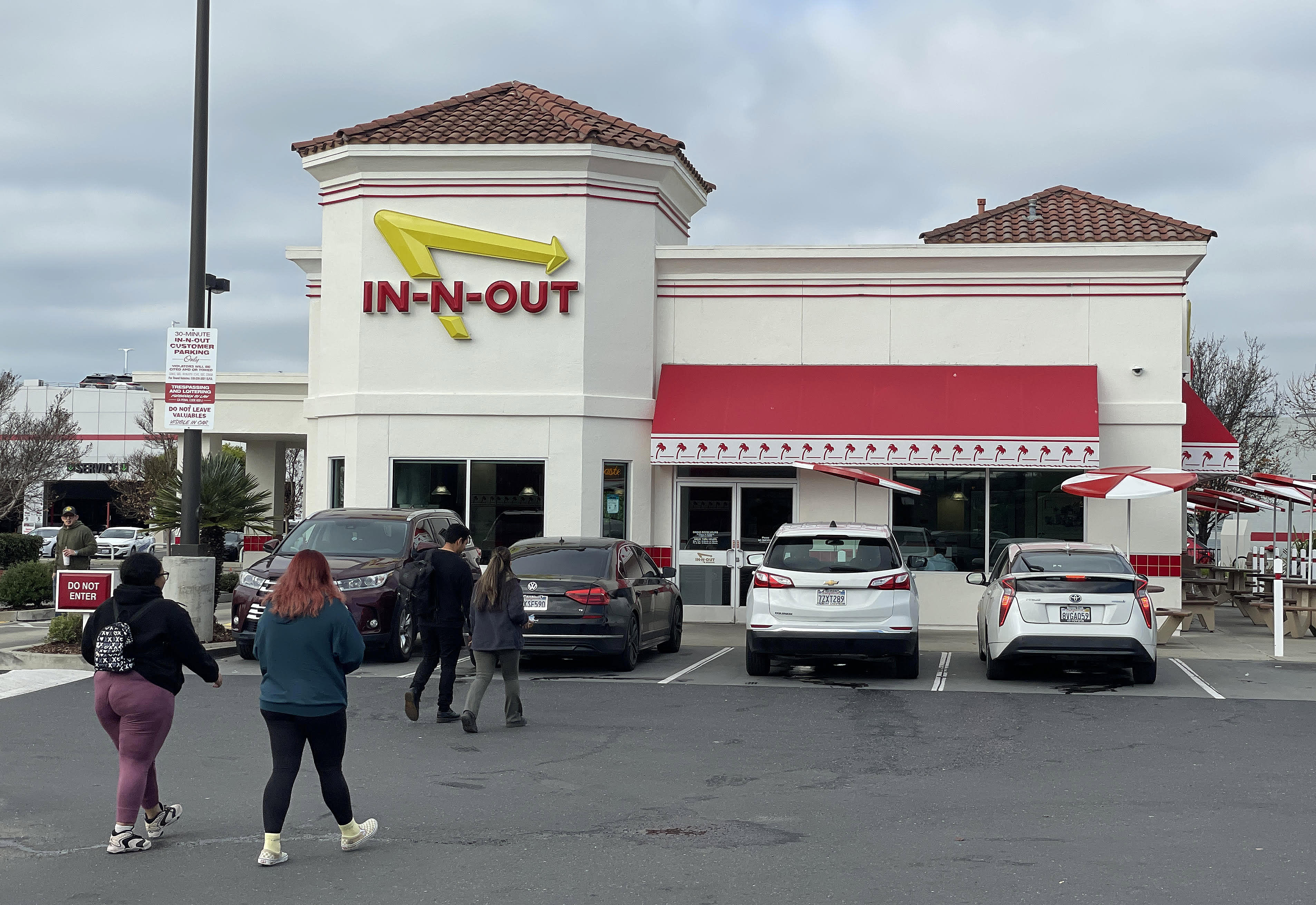 In-N-Out Closed First Location In History For Heartbreaking Reason ...