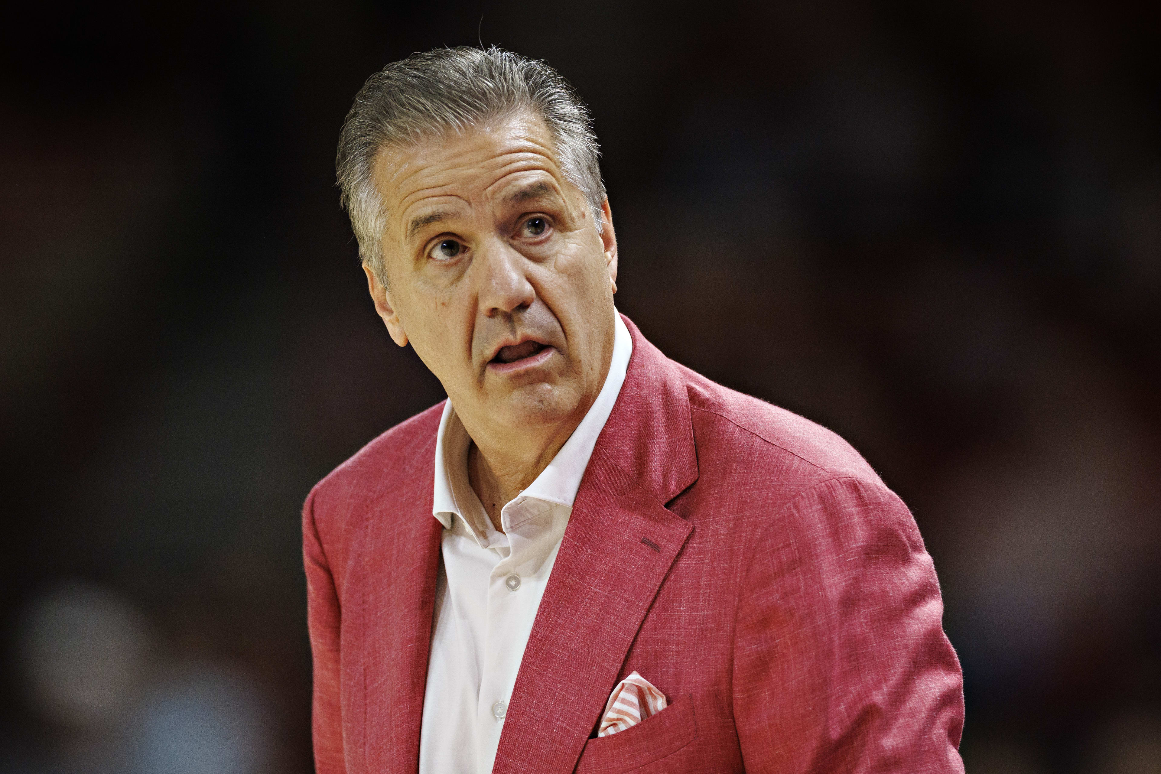 John Calipari's Wild Suit Goes Viral During Arkansas-Tennessee Game ...
