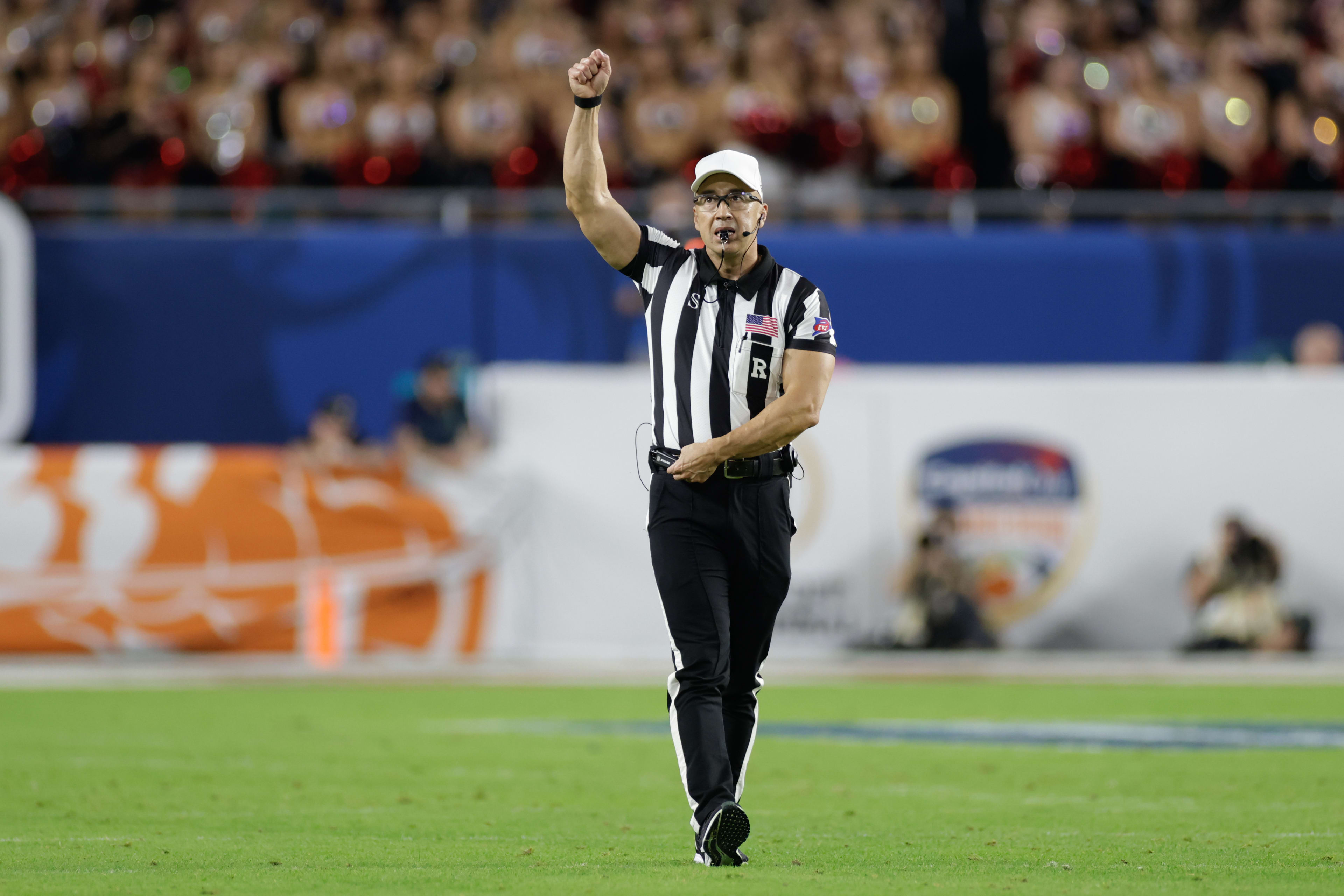 College Football Fans Are Ripping The Orange Bowl Referees - The Spun