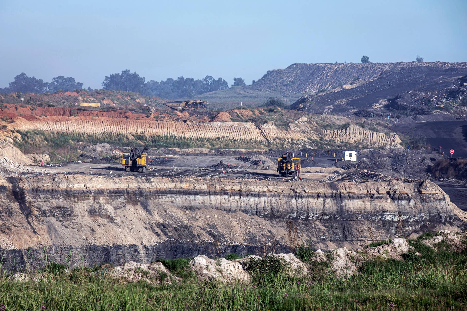'At Least' 100 Illegal Miners Have Died On Monday - The Spun