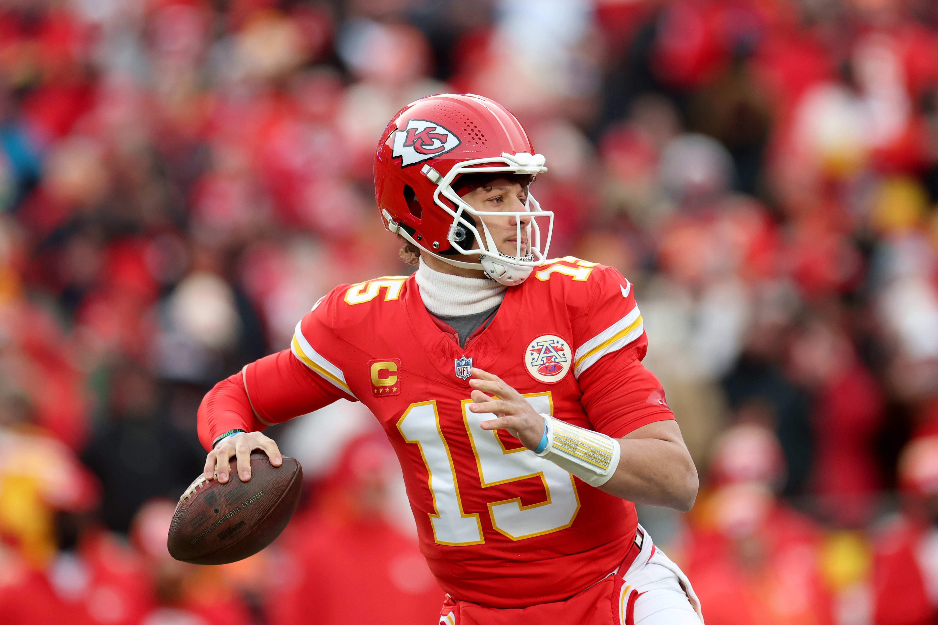 4 NFL QBs Projected To Be Better Than Patrick Mahomes In 2025 - The Spun