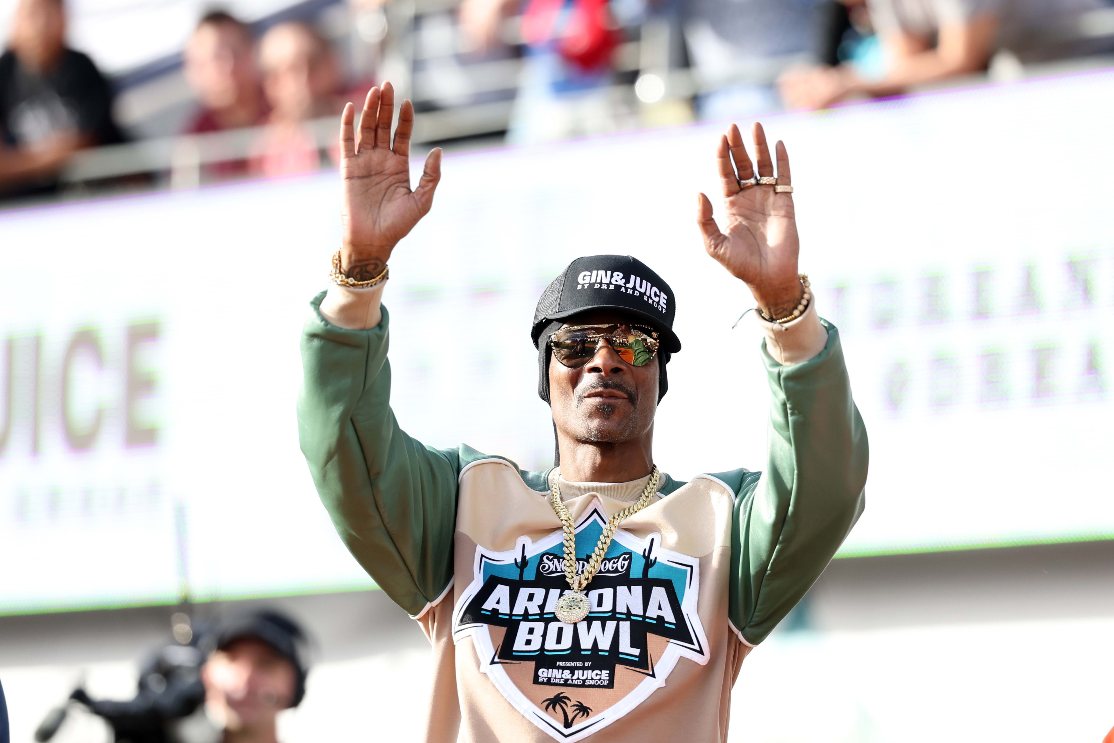 Legendary Hip-Hop Star Snoop Dogg Lands Sports Announcing Job - The Spun