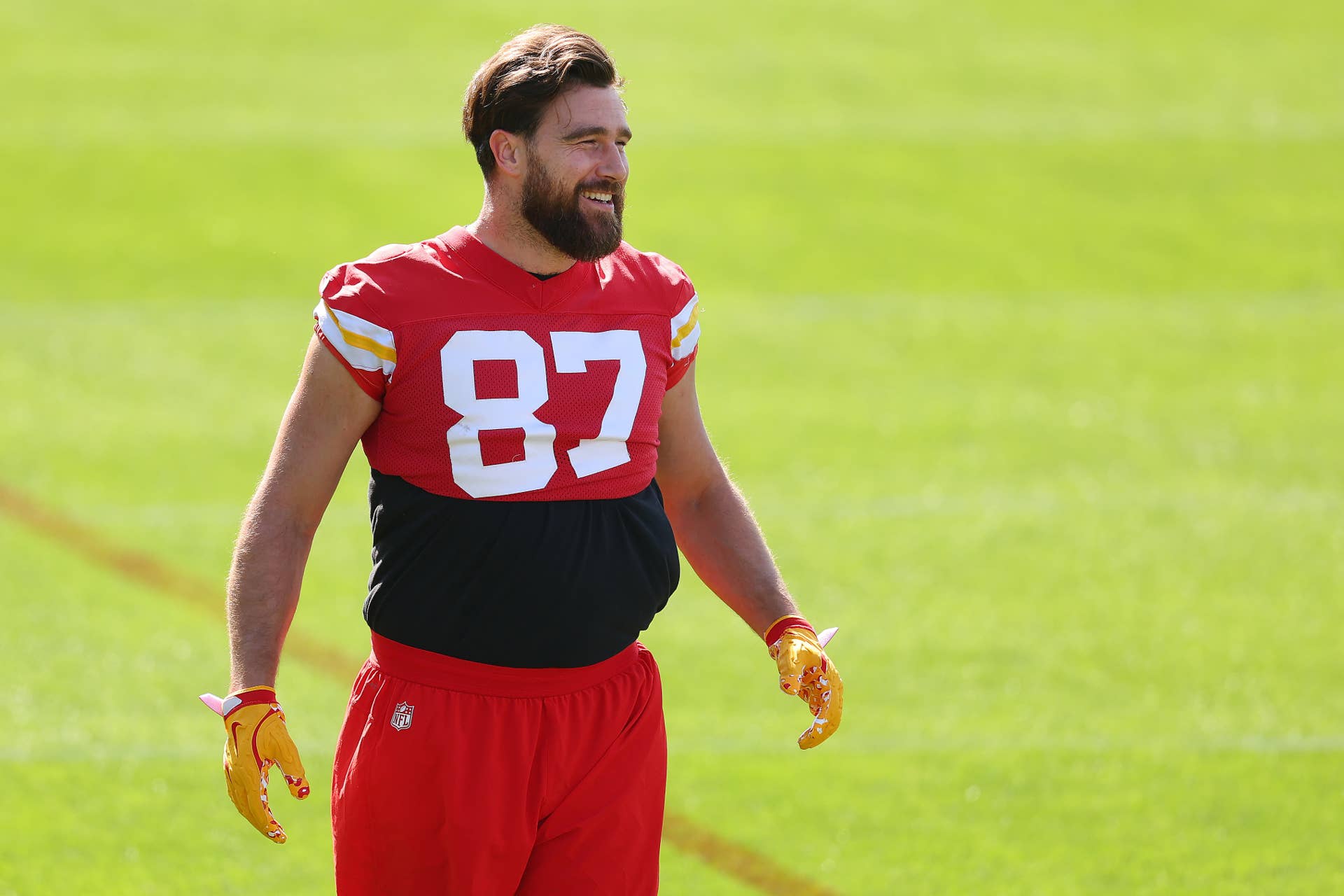 Travis Kelce Will Debut 'New Look' At Chiefs' Training Camp - The Spun