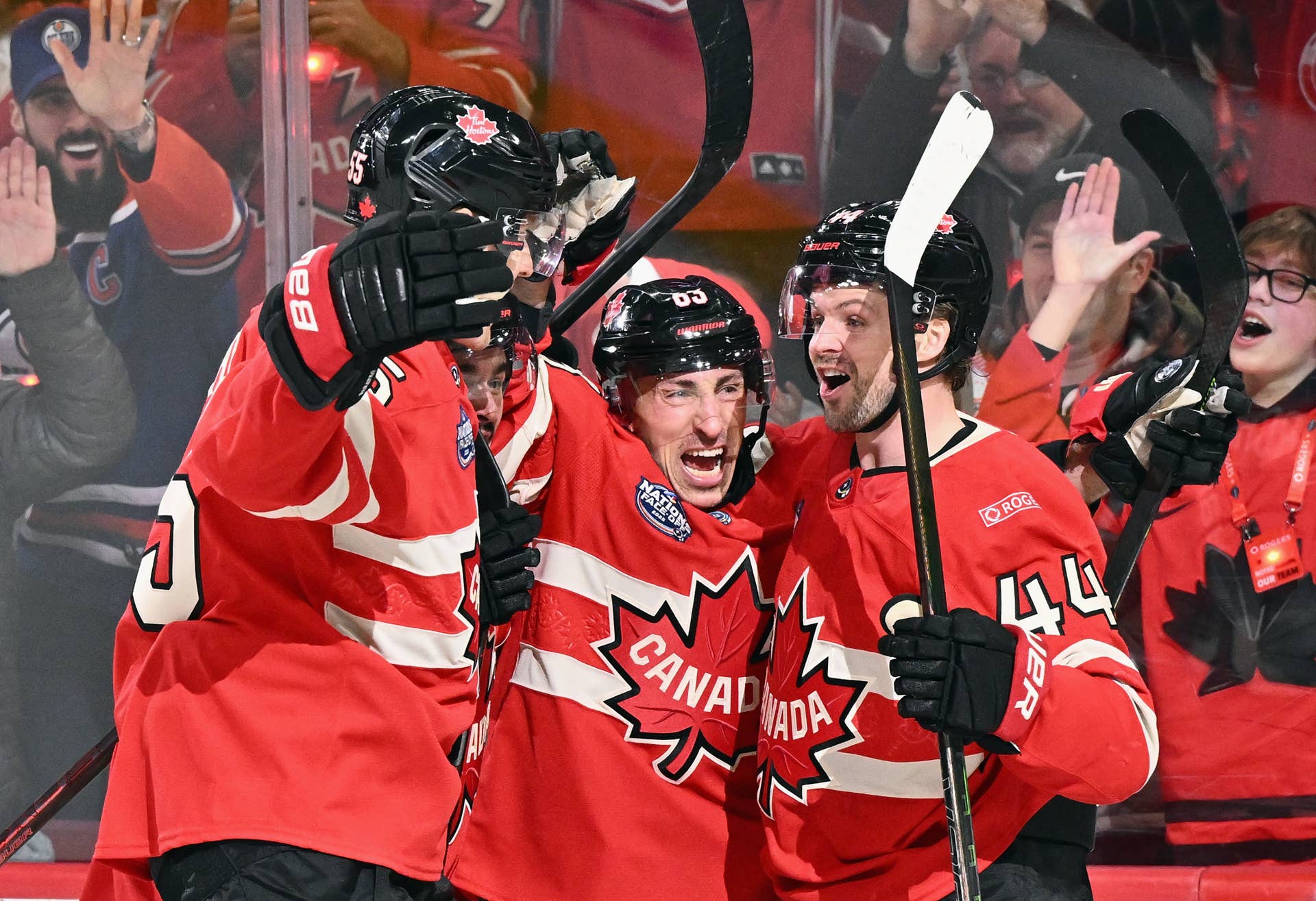 Canadian Star Rips Fans For Booing The U.S. National Anthem - The Spun