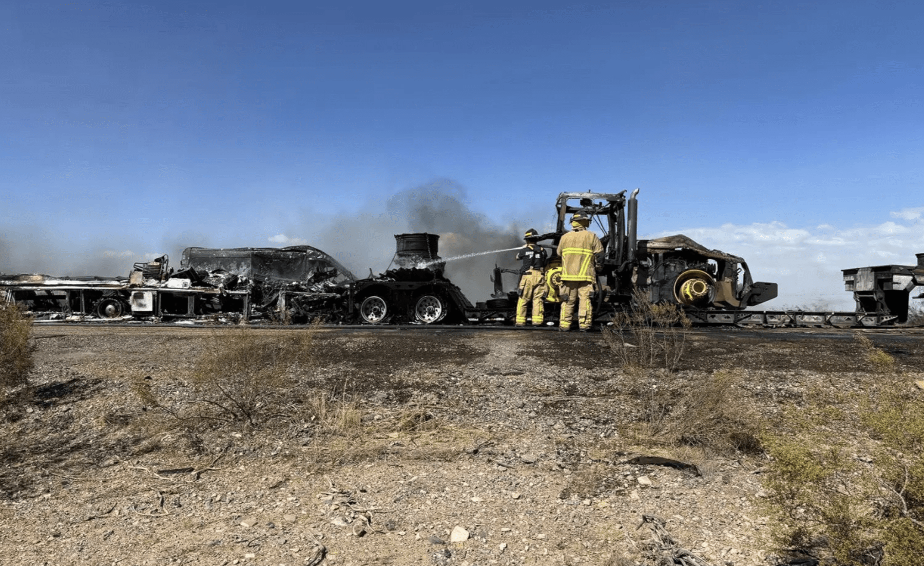 Photo Of 'Horrific' U.S. Highway Car Accident Goes Viral - The Spun