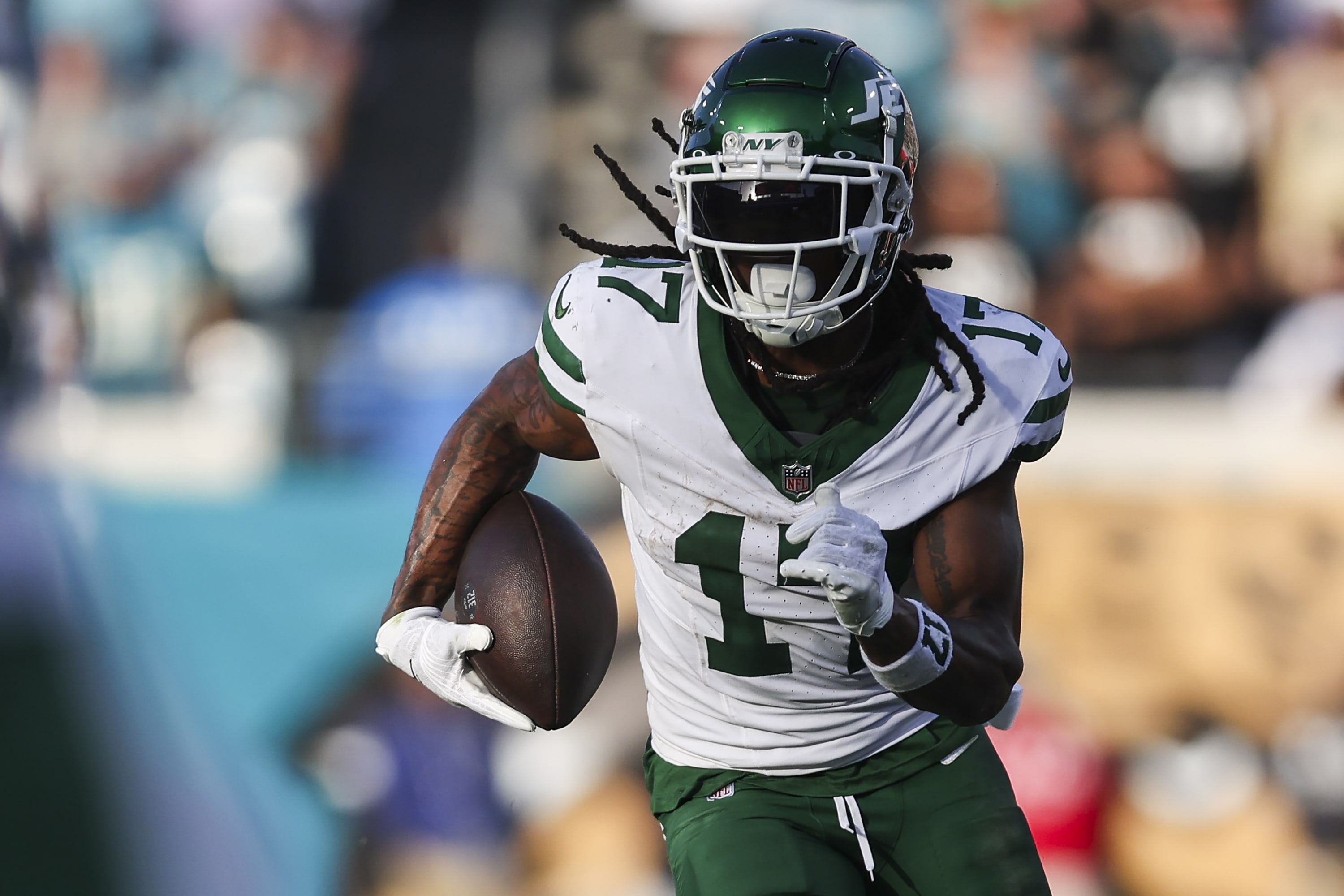 A Favorite Has Emerged To Land Davante Adams In 2025 - The Spun