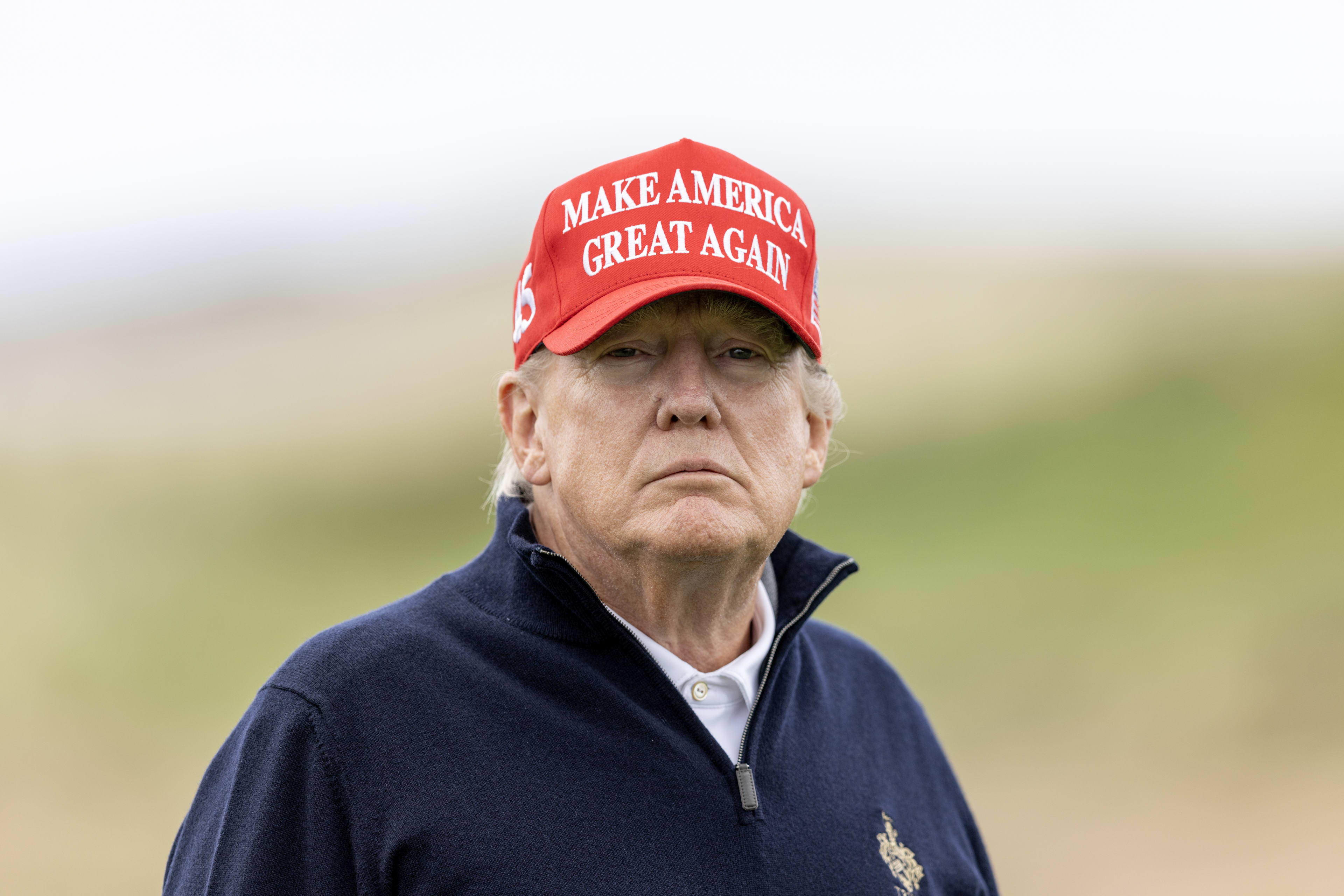 President Trump Makes Headlines For Golf Course Decision - The Spun