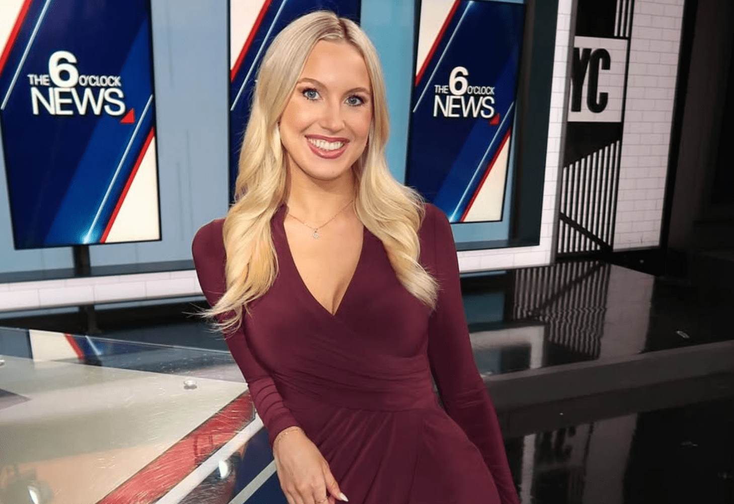 Weather Reporter Turns Heads With 'Eye-Popping' Outfit - The Spun