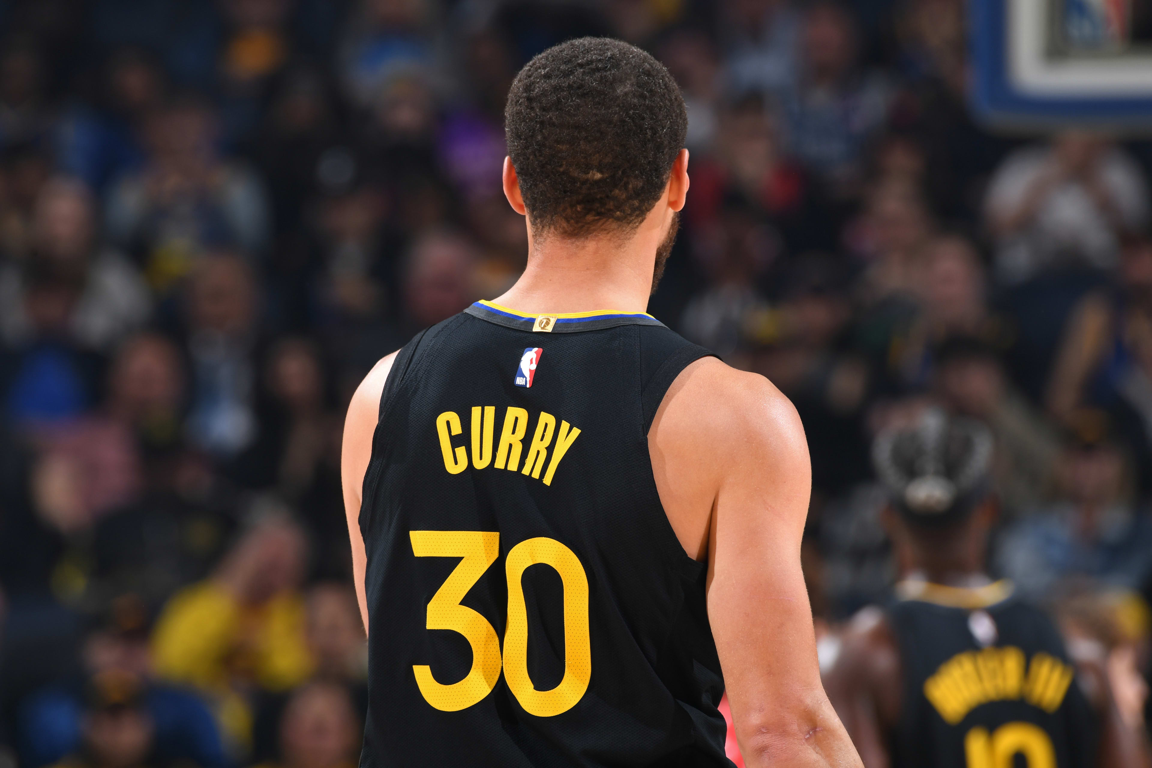 Prayers Pouring In For Steph Curry After Scary Injury - The Spun