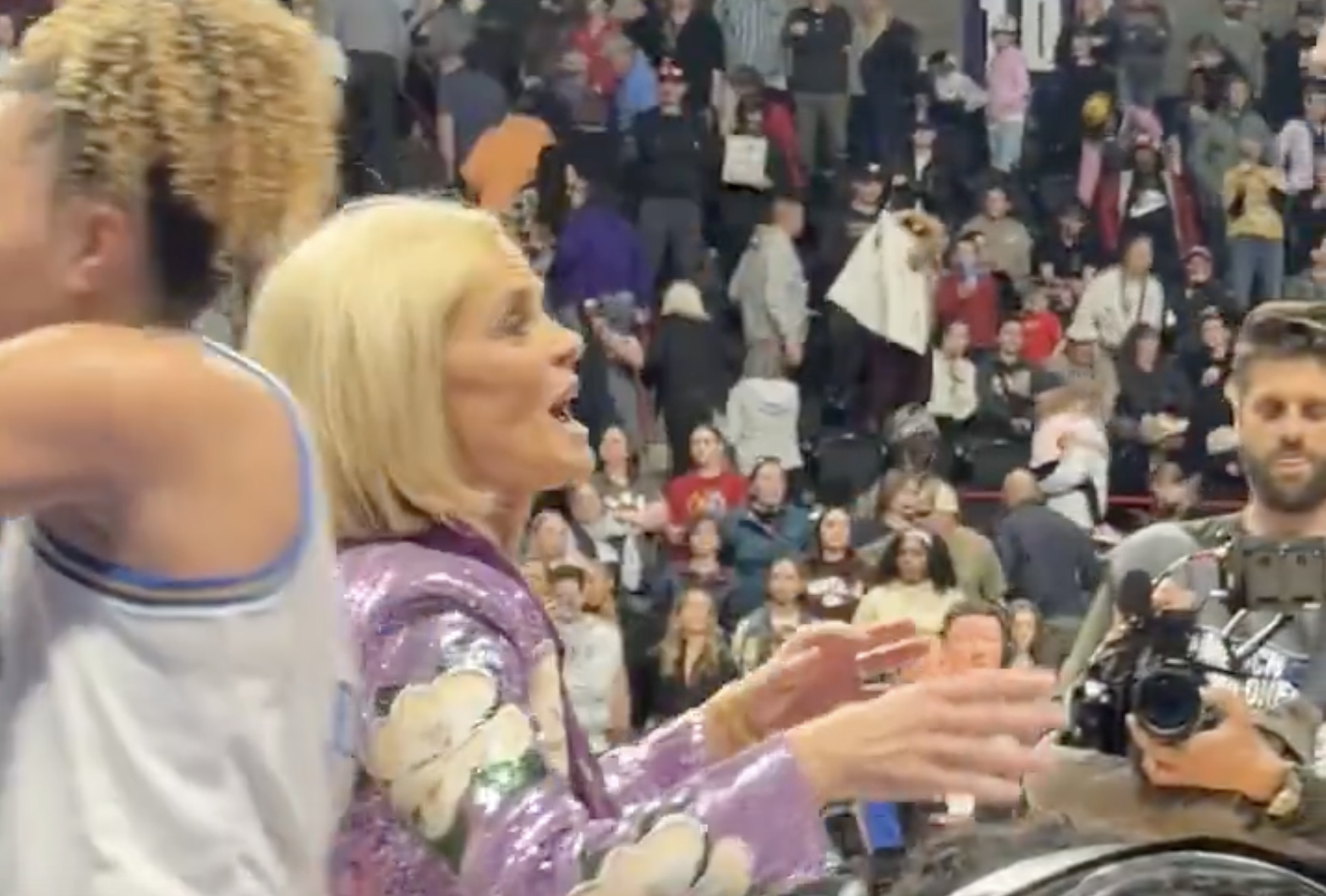 Kim Mulkey's Postgame Handshake After LSU's NCAA Tournament Loss Goes ...