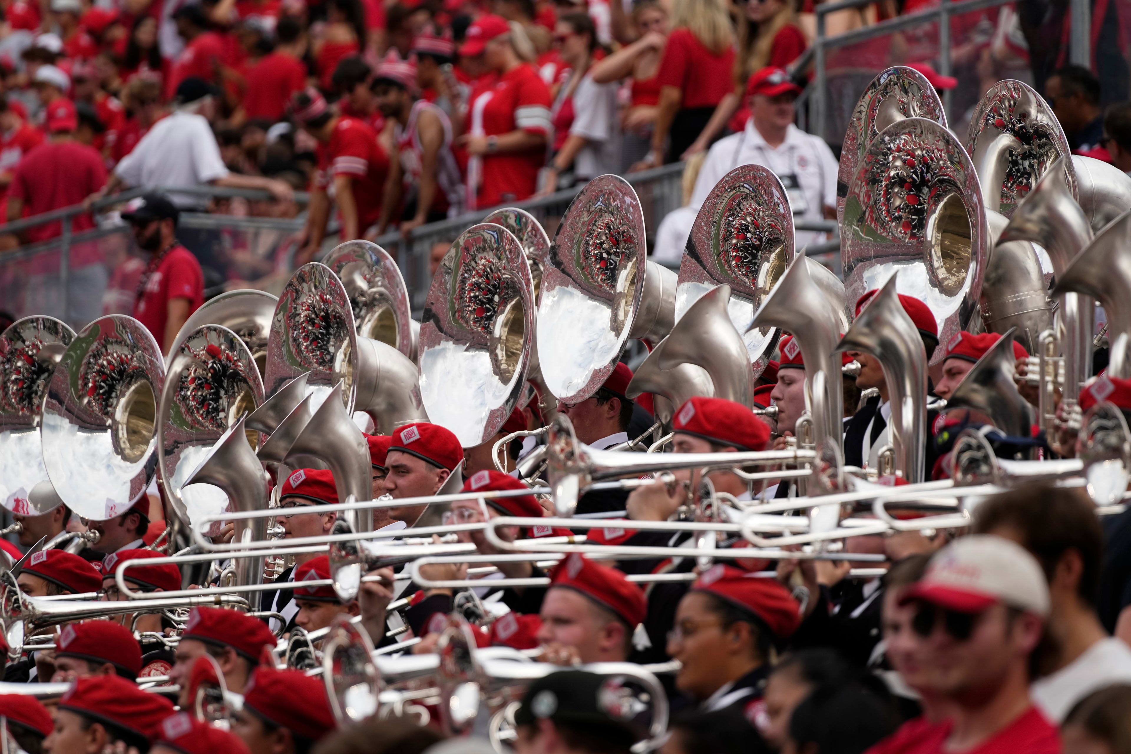 Fans Applauding ESPN For Showing National Anthem At Texas-Ohio State Game - The Spun