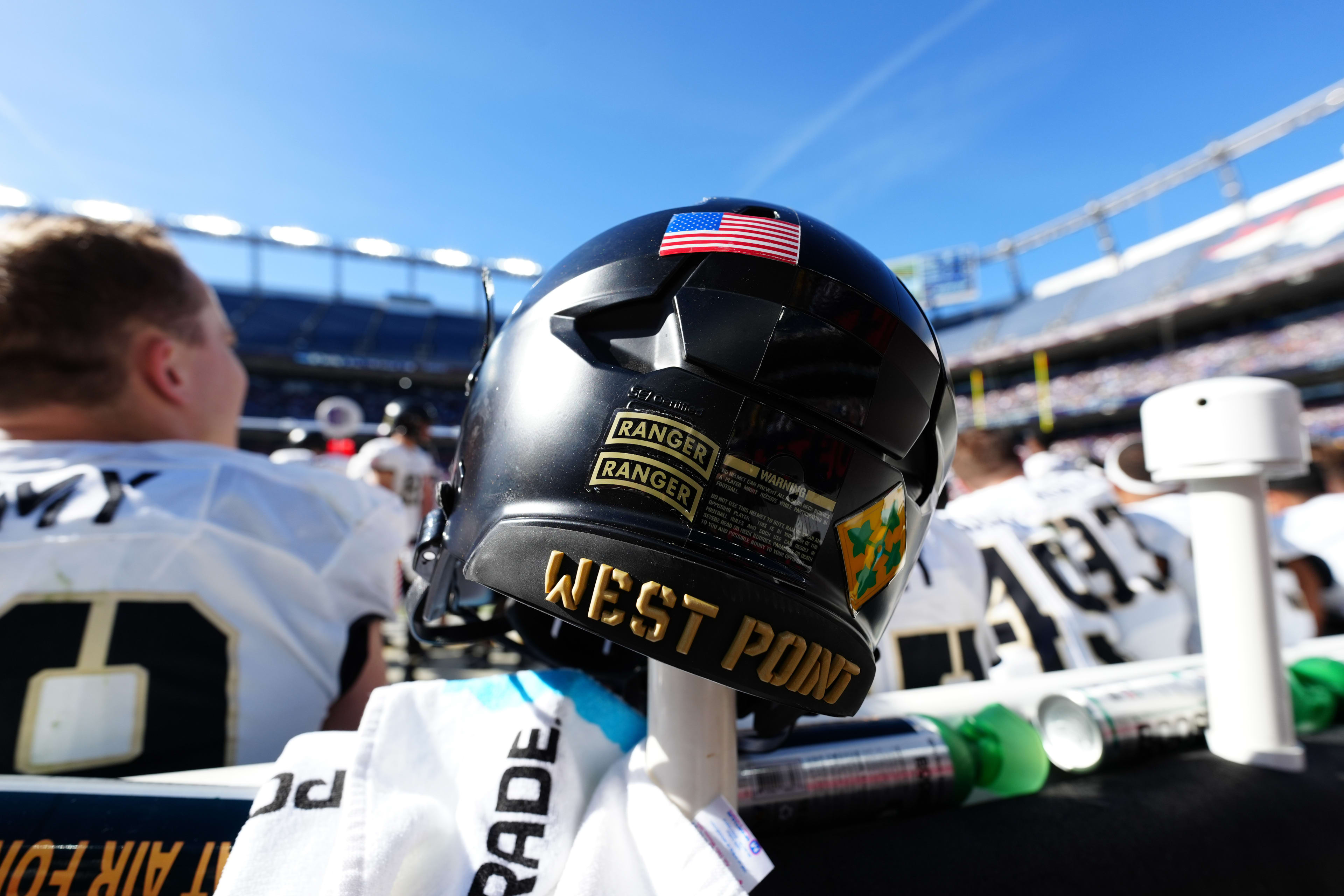 Army Football Player Is A Real Hero After Incredible Video Emerges ...