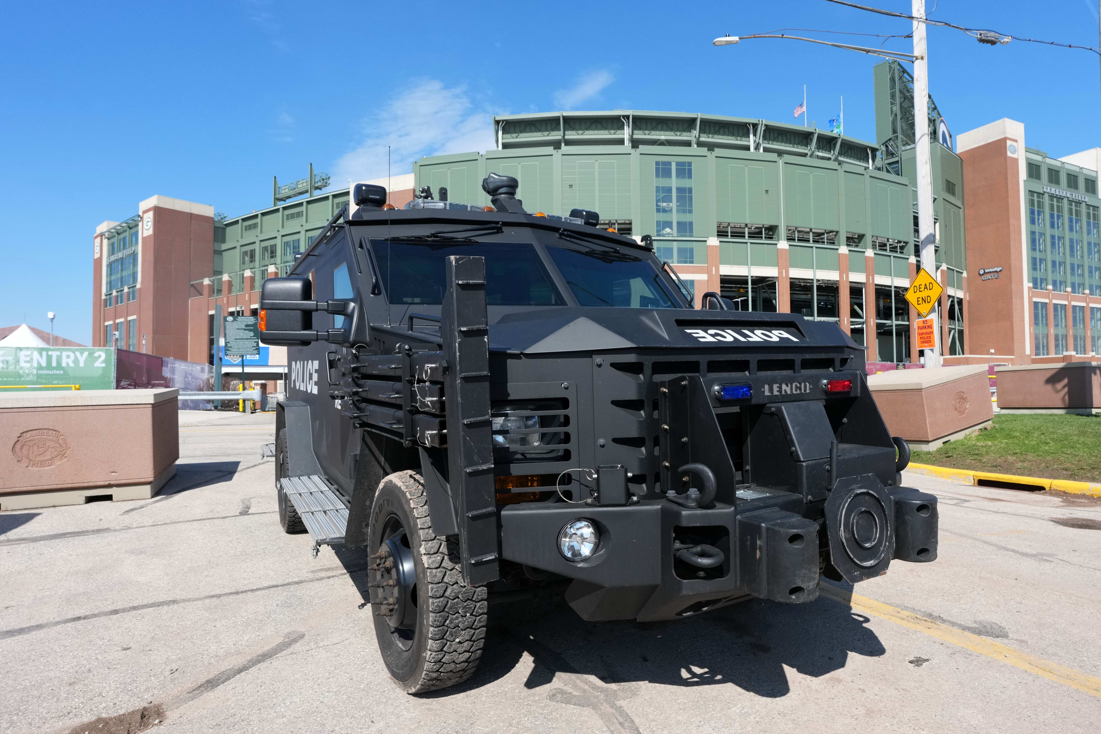 NFL Announces Decision On Armed Security At Team Facilities - The Spun