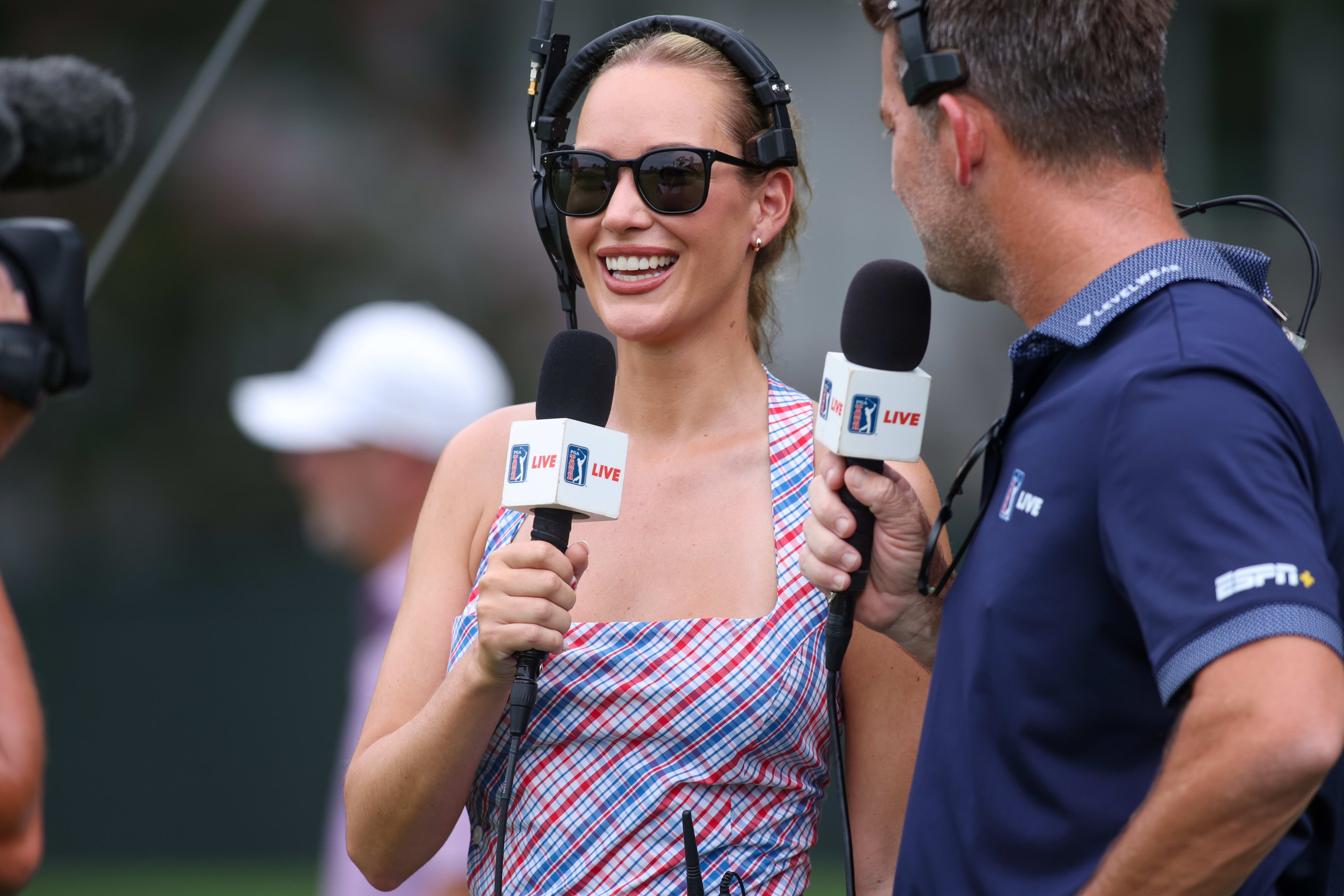 Paige Spiranac Causes Major Stir With Her Golf Course Outfit - The Spun