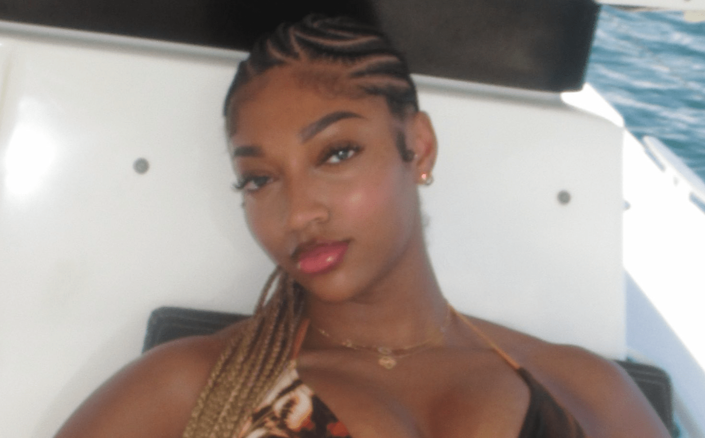 Angel Reese Shares 'Jaw-Dropping' Swimsuit Photos On Vacation - The Spun