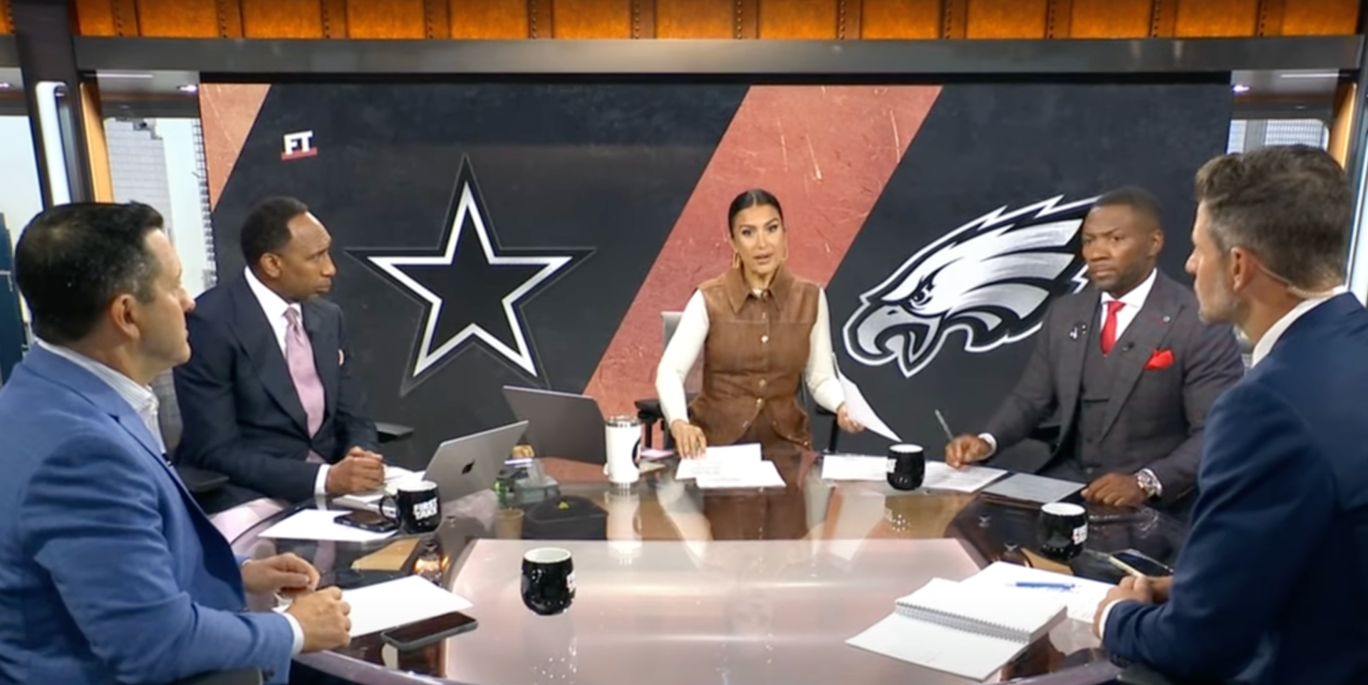 Fans 'Begging' ESPN To Fire NFL Analyst Immediately Thursday - The Spun