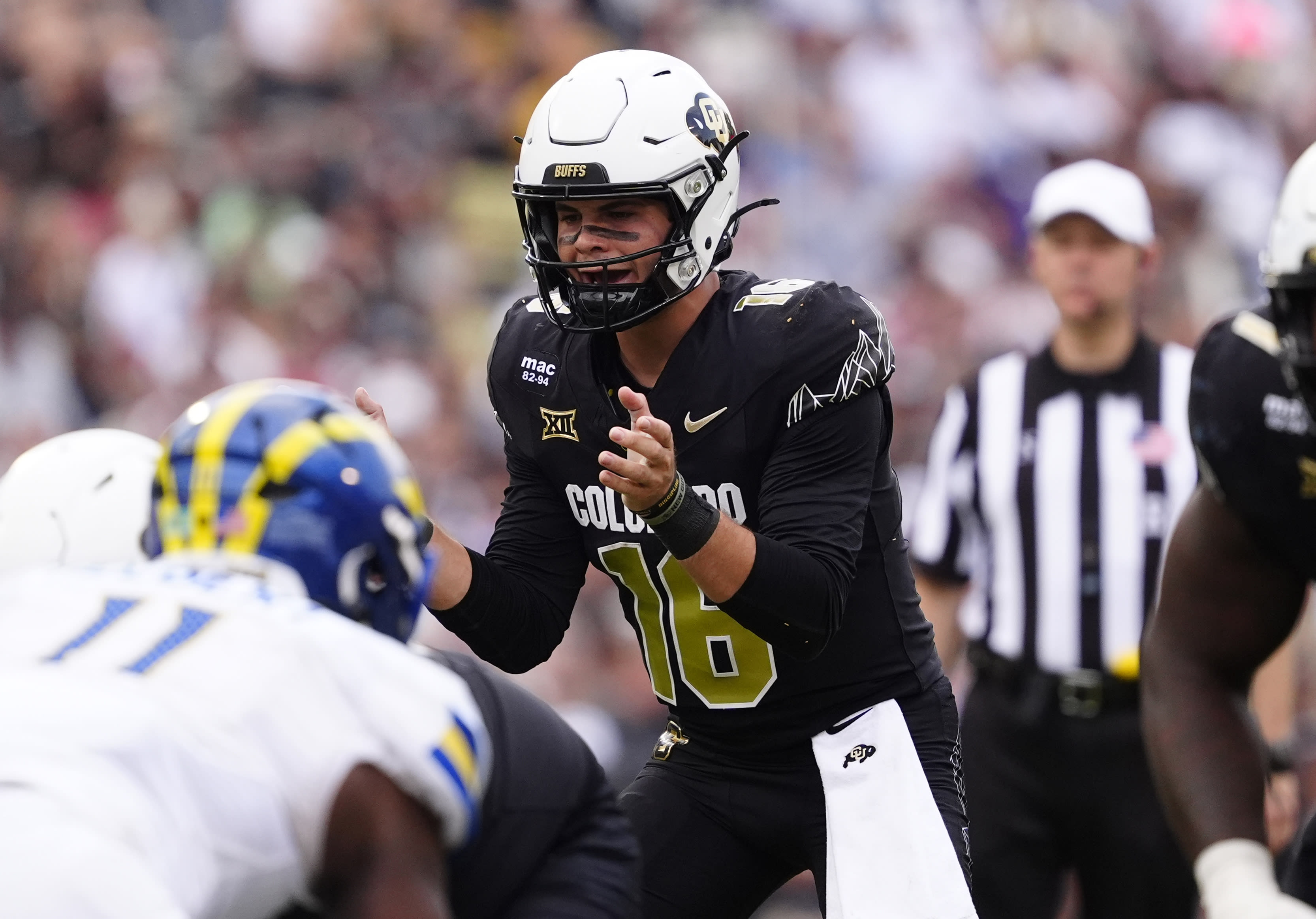 Deion Sanders' Backup Quarterback Making Transfer Visit To SEC School ...