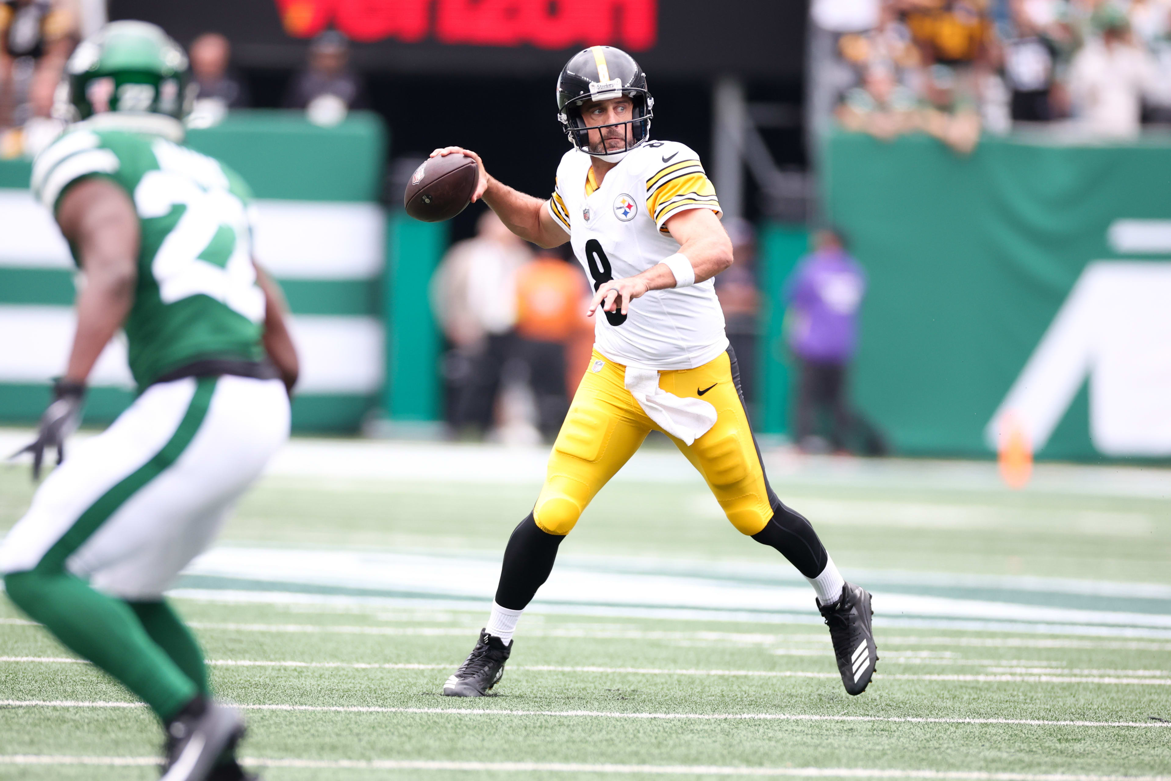 NFL Fans Impressed By Aaron Rodgers' Week 1 Performance Sunday - The Spun