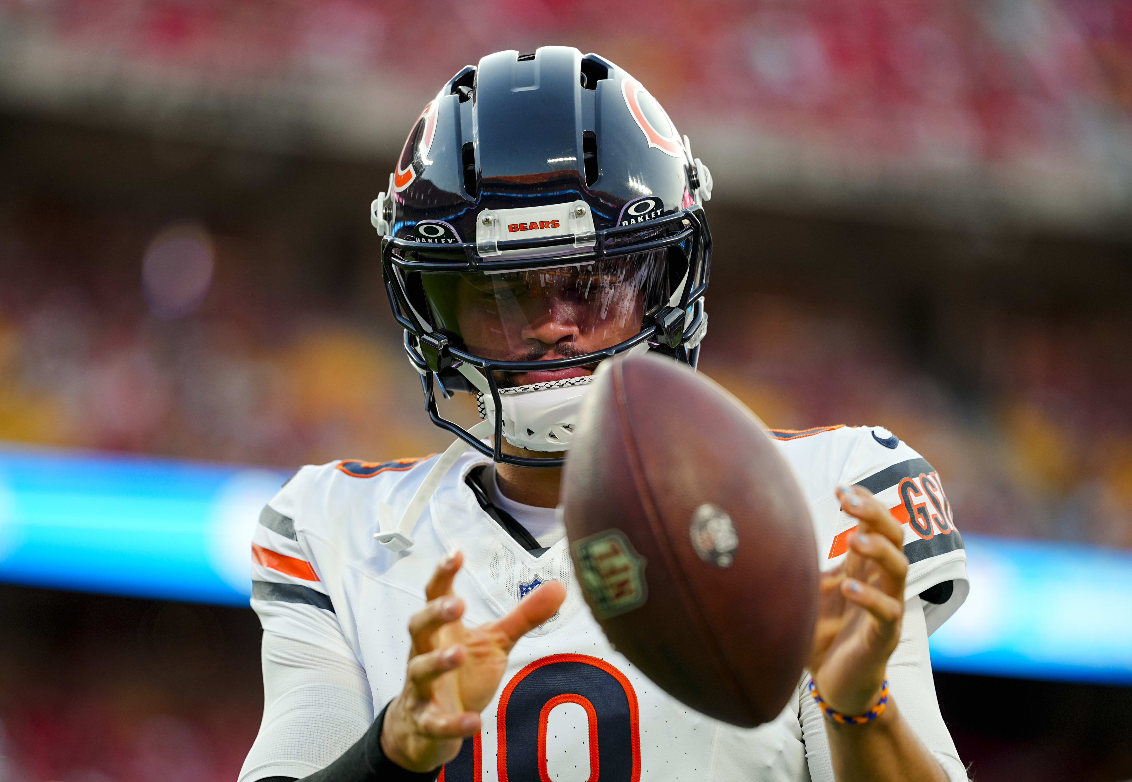 Caleb Williams Sparks Debate With His Controversial Undershirt Choice ...