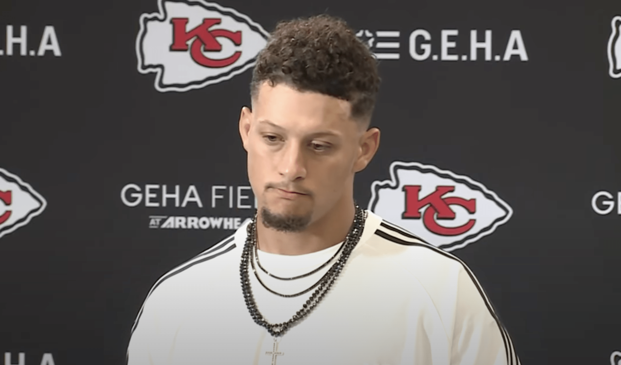 Patrick Mahomes Called Out For Behavior During Chiefs' Loss - The Spun