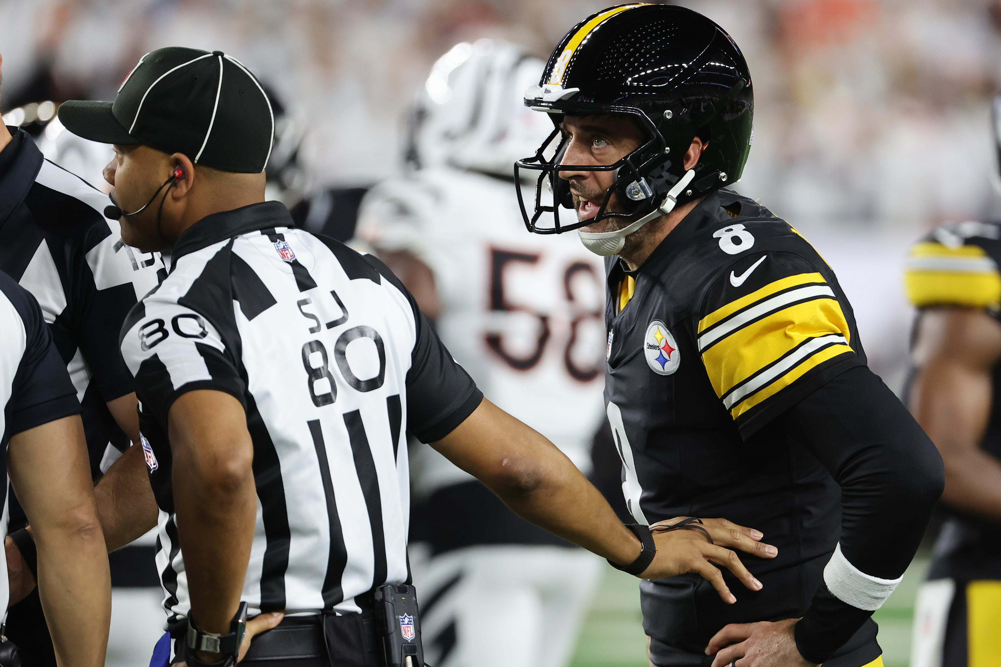 Aaron Rodgers Shoved Steelers Teammate In Heated Exchange Thursday ...