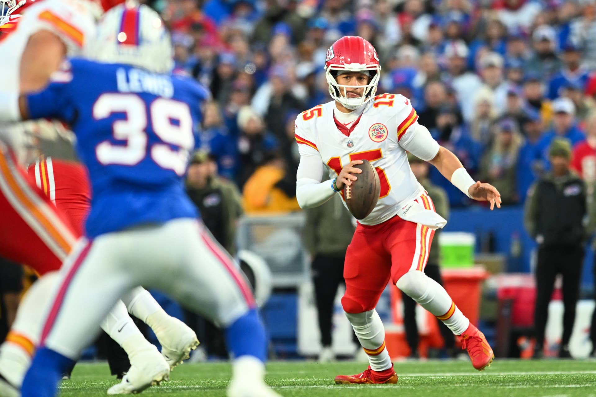 Patrick Mahomes Shows Love To Chiefs Before Sunday's Game - The Spun