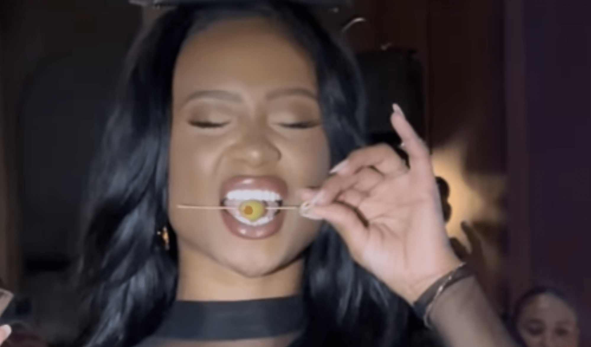 'Wow' - Travis Kelce's Ex-Girlfriend Goes Viral For Racy Birthday ...