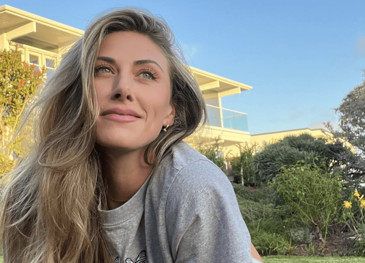 Mark Sanchez's Wife Just Announced Major Career News - The Spun