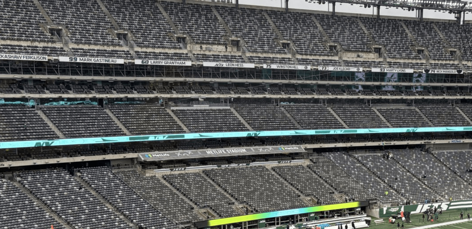 (Watch) NFL Stadium Completely Empty At Kickoff In Shocking Crowd Turn ...