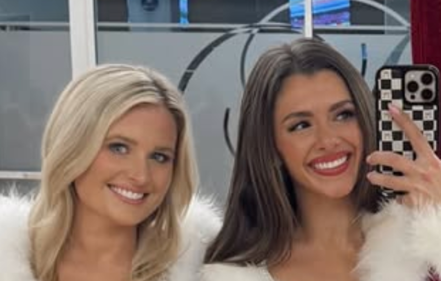 Cowboys Cheerleaders Grab Everyone's Attention With Their Outfits ...