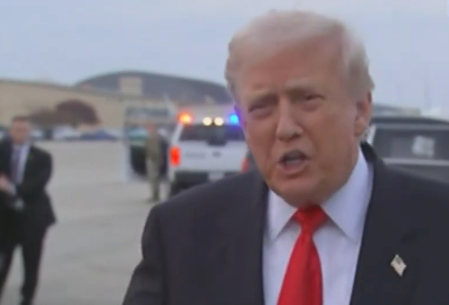 President Trump Brags Immediately After Arriving At NFL Game Sunday ...