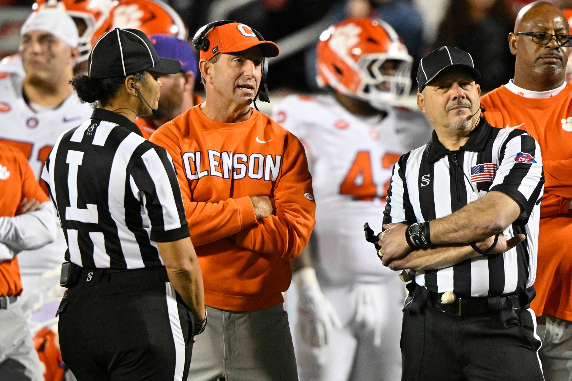 Clemson Fans Want Dabo Swinney Fired Immediately After Bowl Game - The Spun